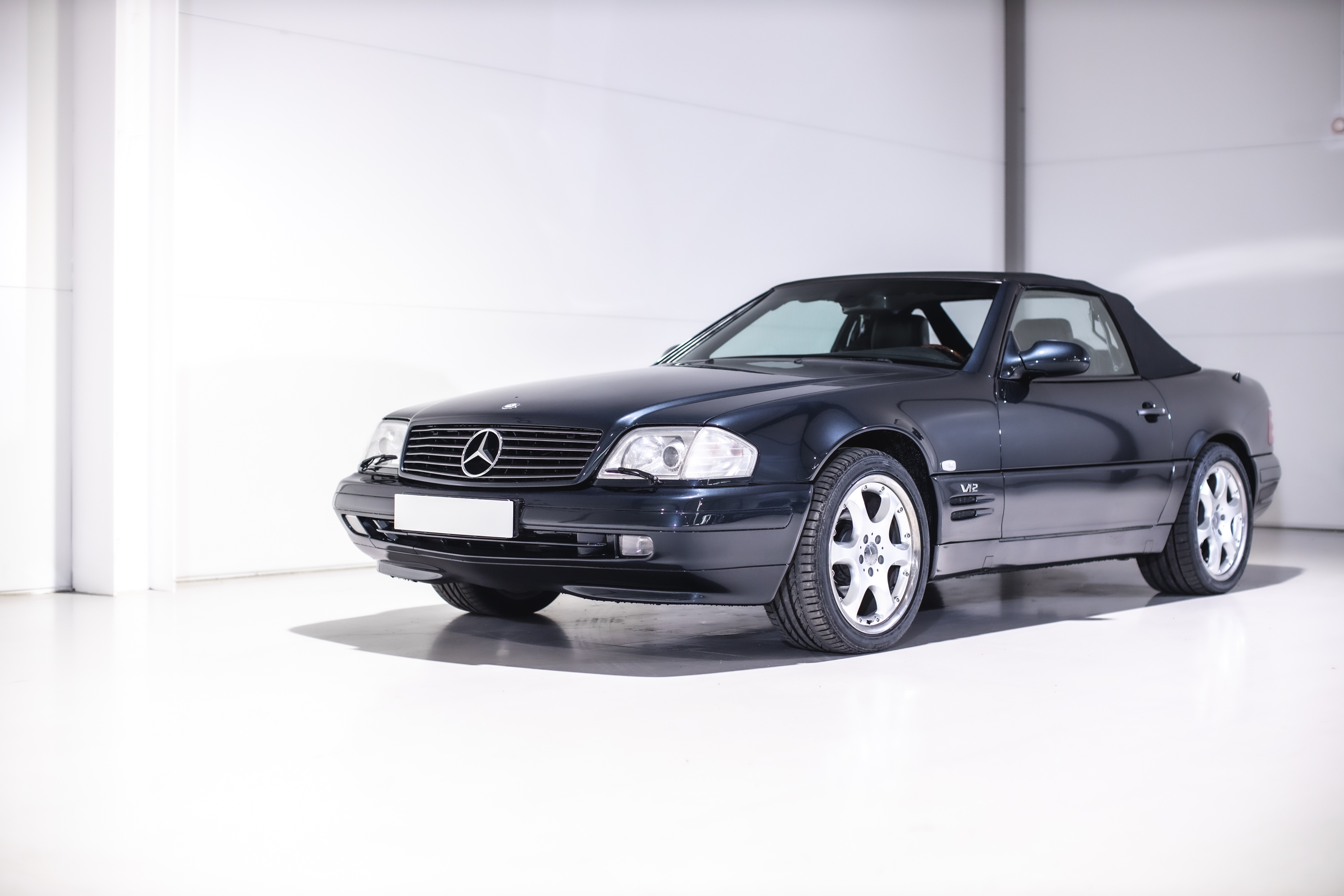1998 MERCEDES-BENZ (R129) SL600 for sale by auction in Uppsala, Sweden