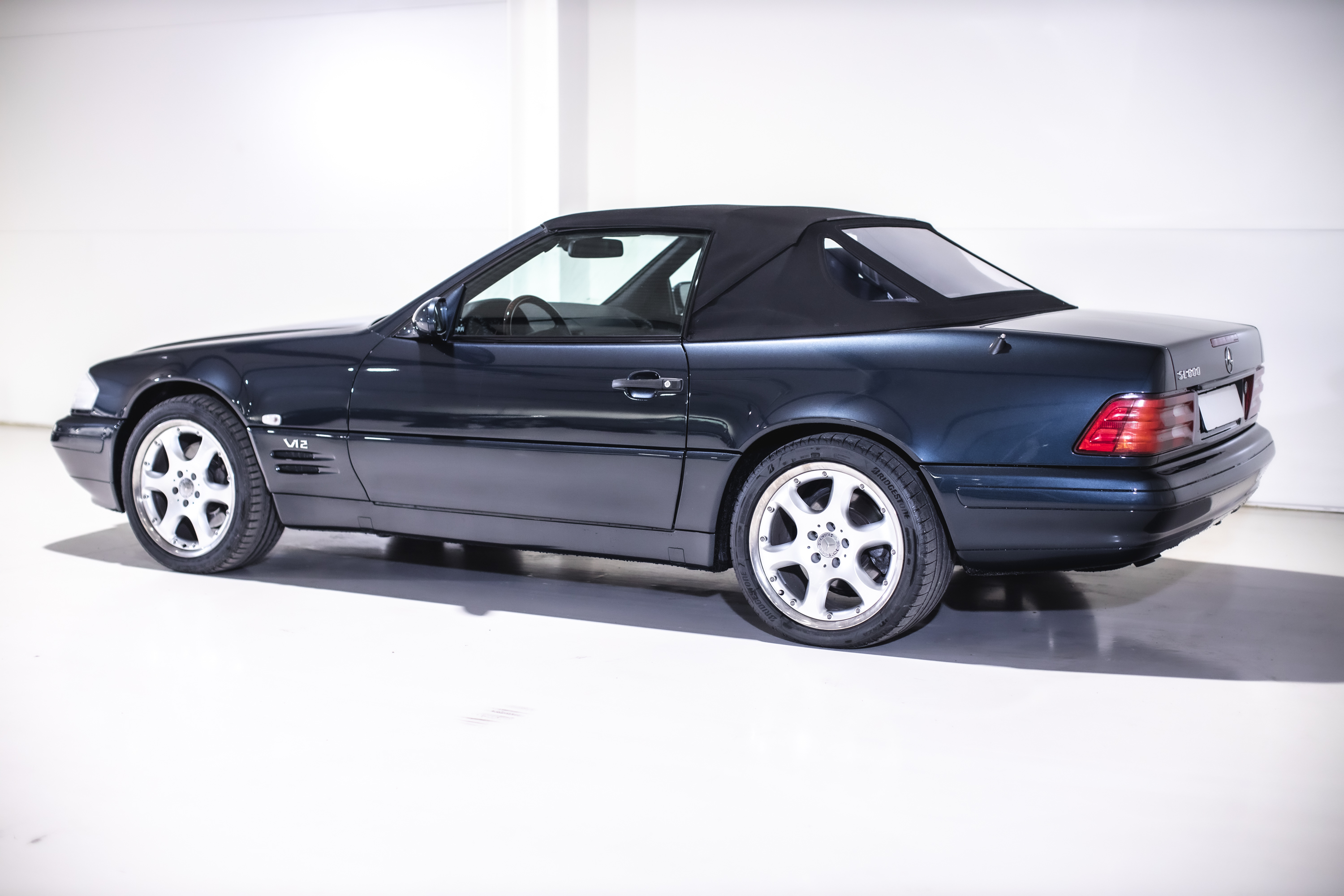 1998 MERCEDES-BENZ (R129) SL600 for sale by auction in Uppsala, Sweden