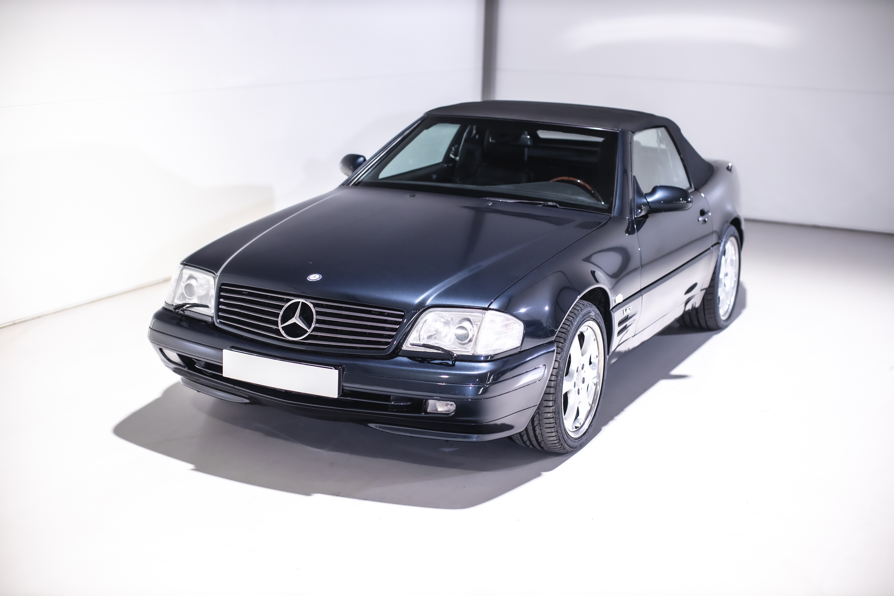 1998 MERCEDES-BENZ (R129) SL600 for sale by auction in Uppsala, Sweden
