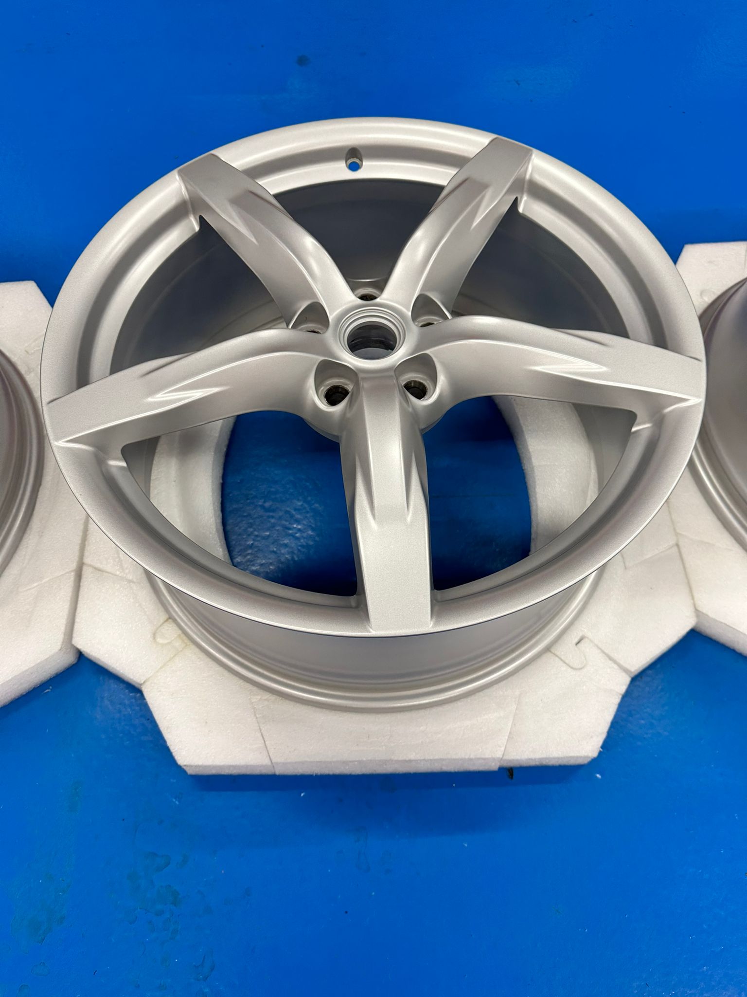 SET OF FERRARI GTC4 LUSSO WHEELS