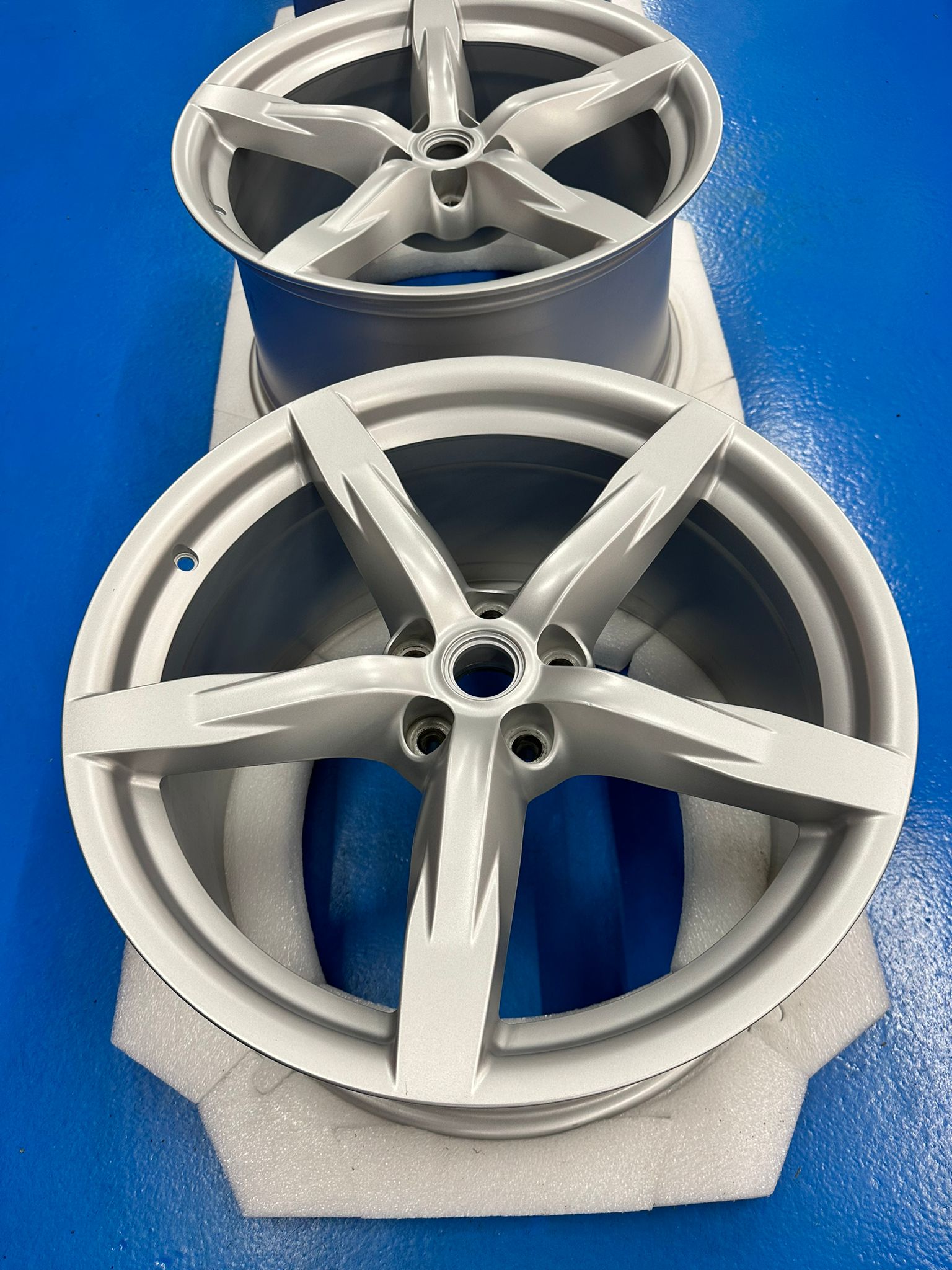 SET OF FERRARI GTC4 LUSSO WHEELS