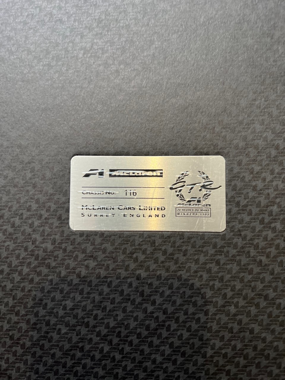 DRIVING AMBITION MCLAREN F1 BOOK