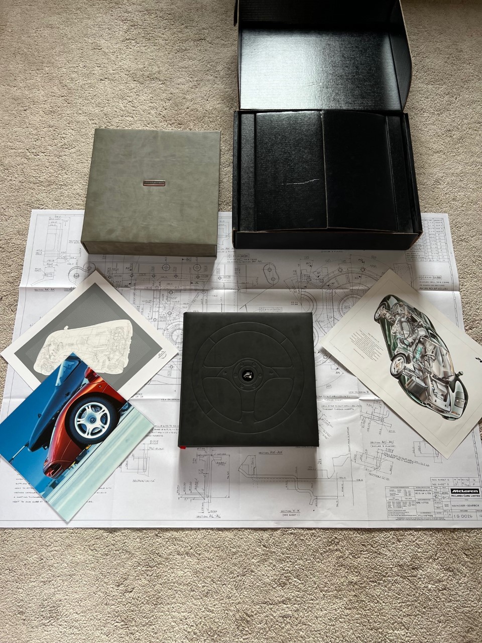 DRIVING AMBITION MCLAREN F1 BOOK