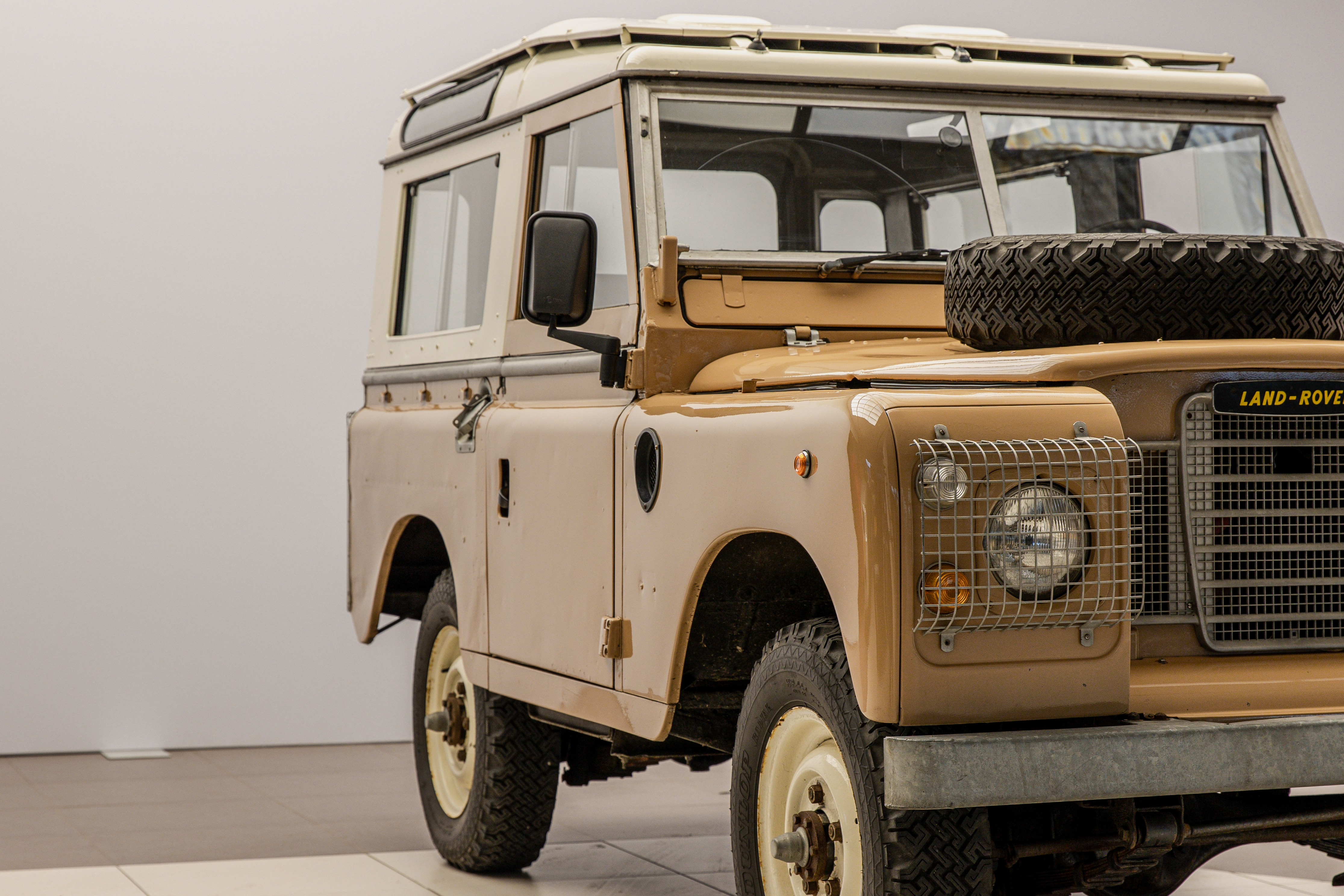 1976 LAND ROVER SERIES III 88"
