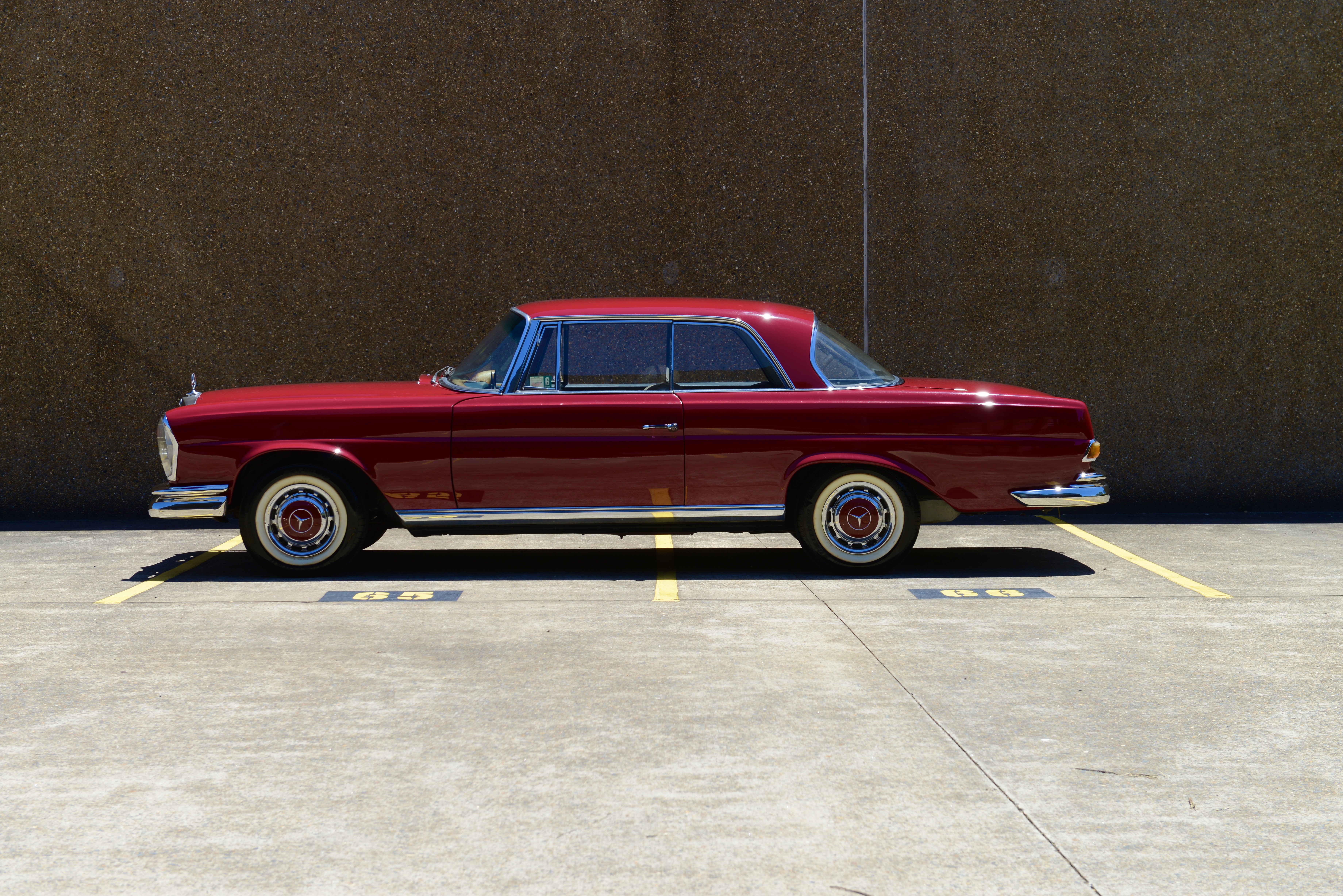 1963 MERCEDES-BENZ (W111) 220SE COUPE