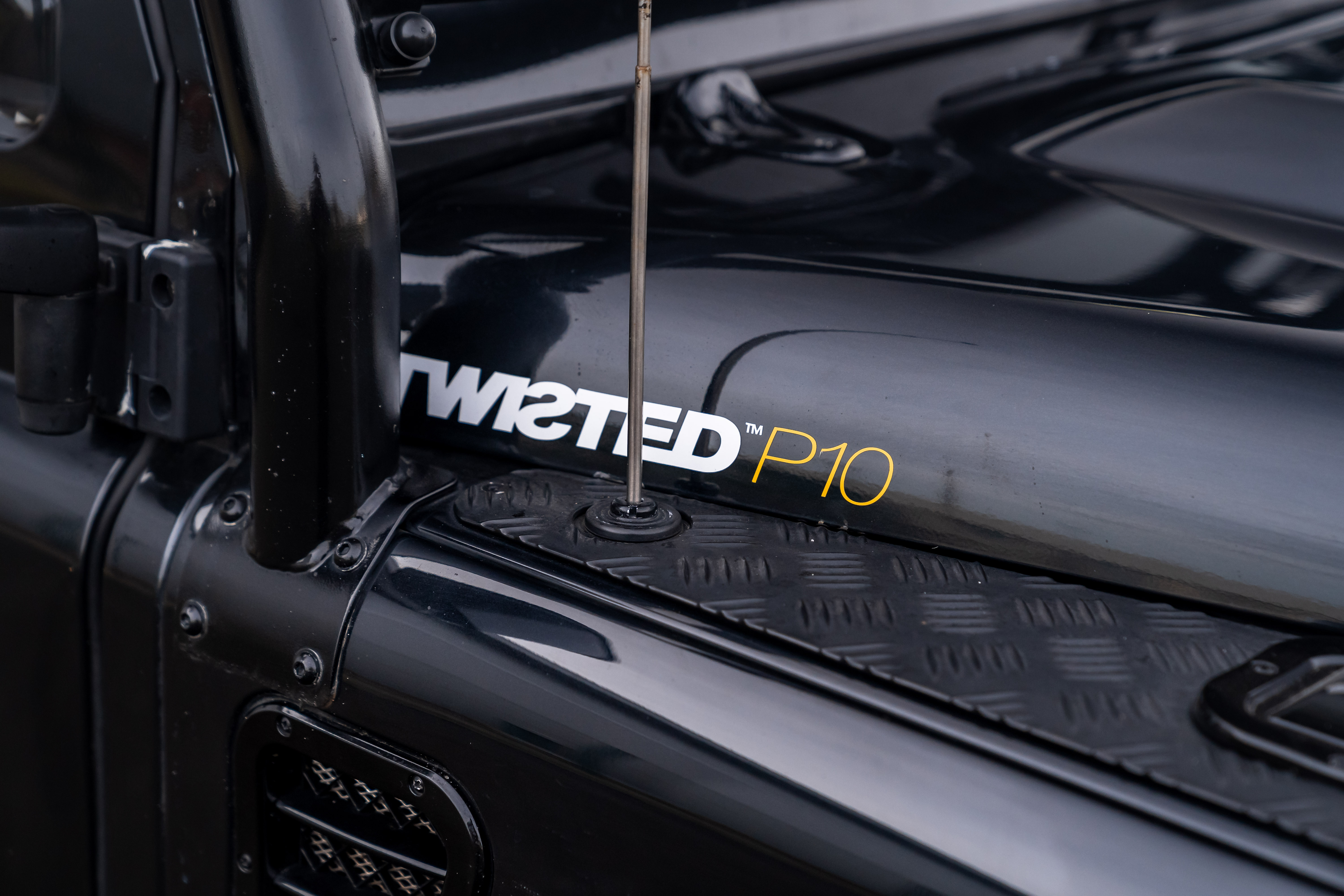 2012 LAND ROVER DEFENDER 110 XS 'TWISTED P10'