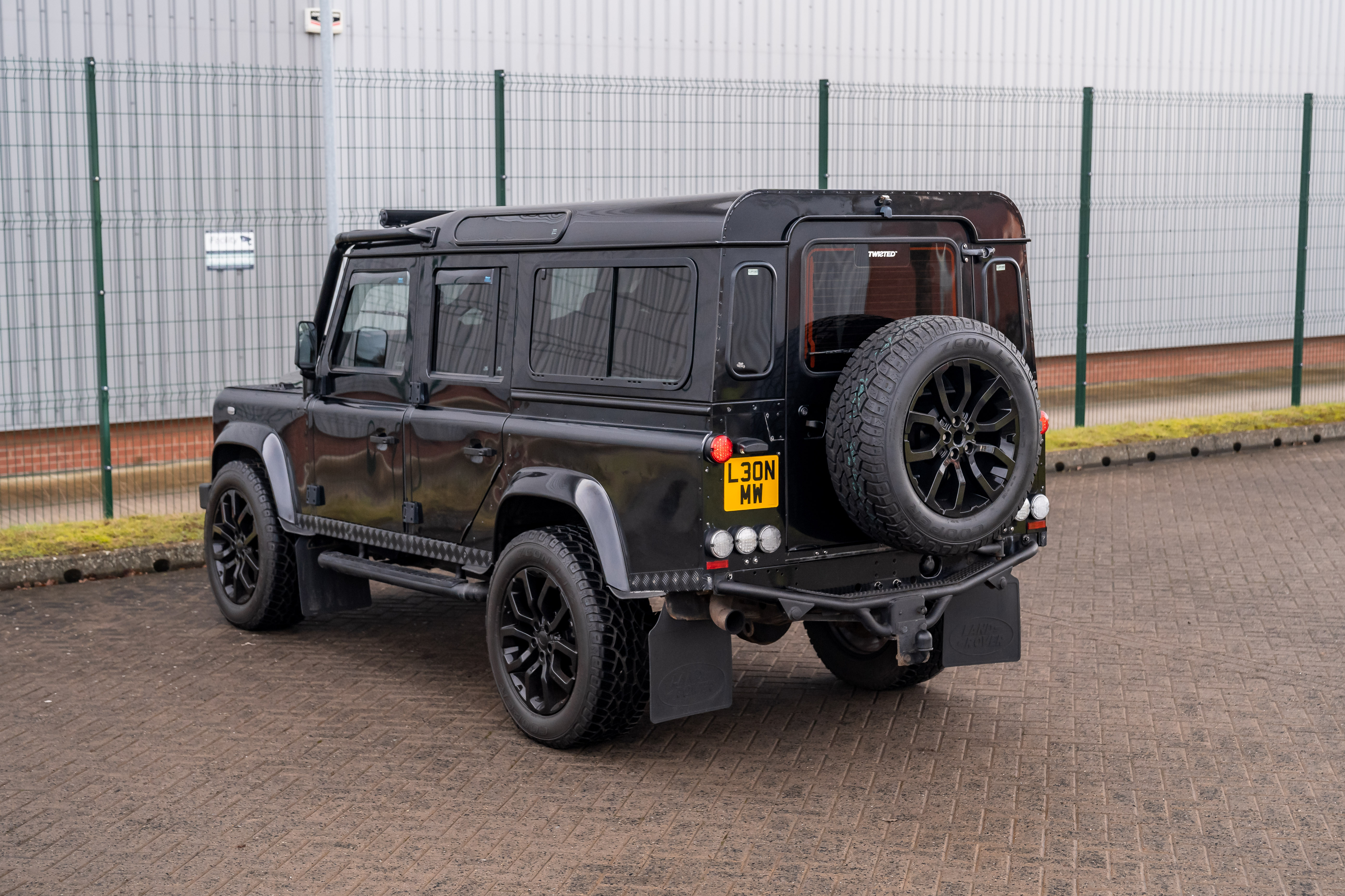 2012 LAND ROVER DEFENDER 110 XS 'TWISTED P10'