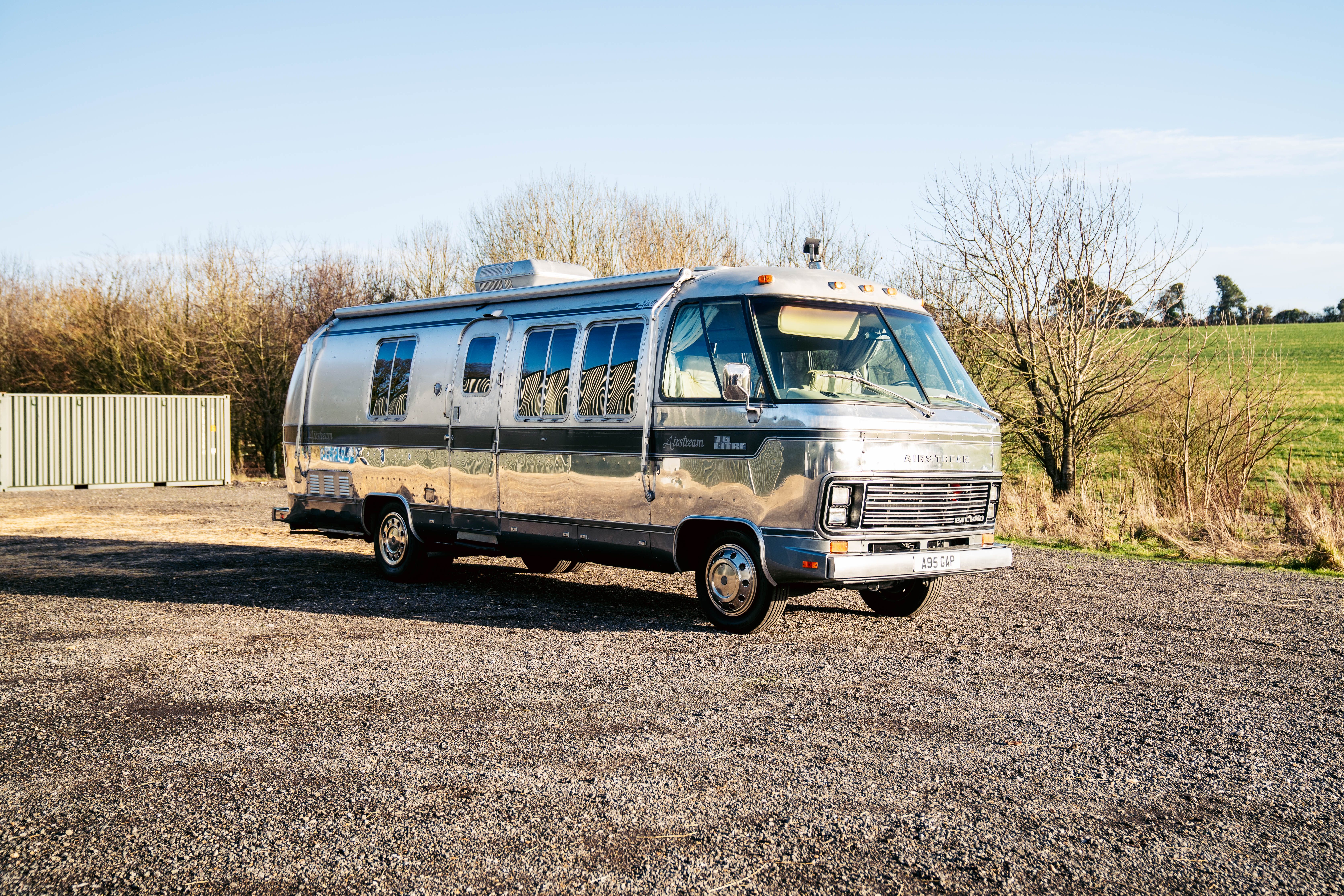 1984 CHEVROLET AIRSTREAM 270 EXCELLA