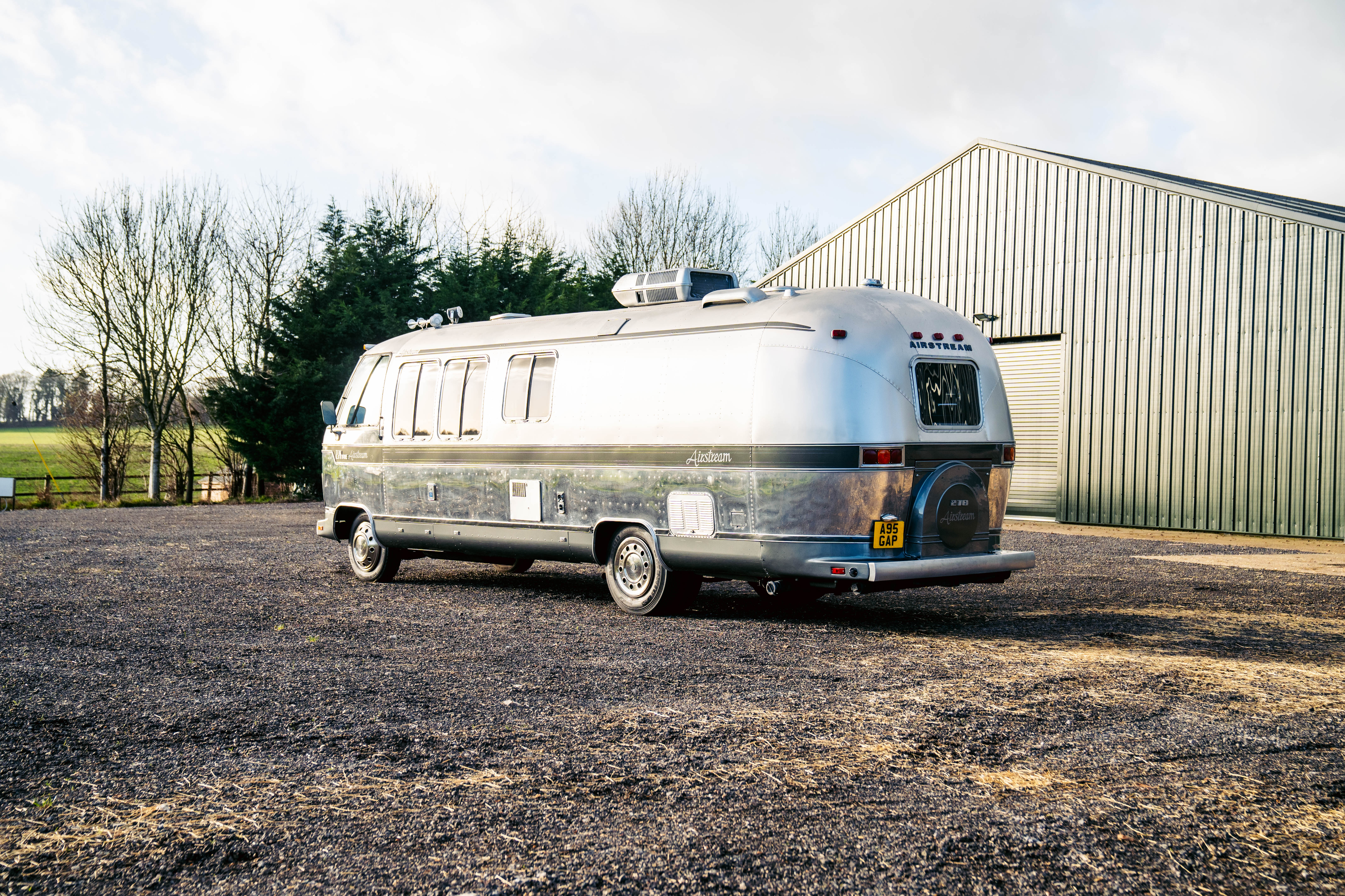 1984 CHEVROLET AIRSTREAM 270 EXCELLA