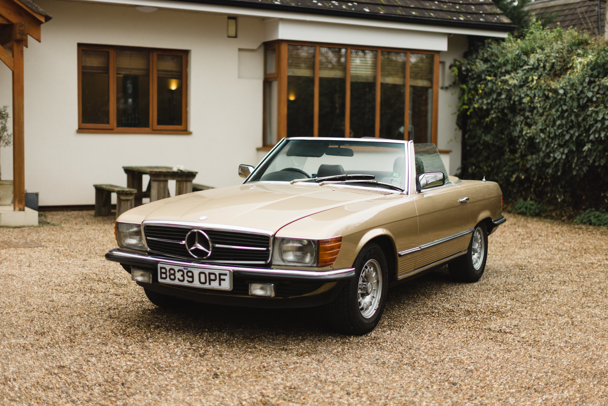 1984 MERCEDES-BENZ (R107) 280 SL