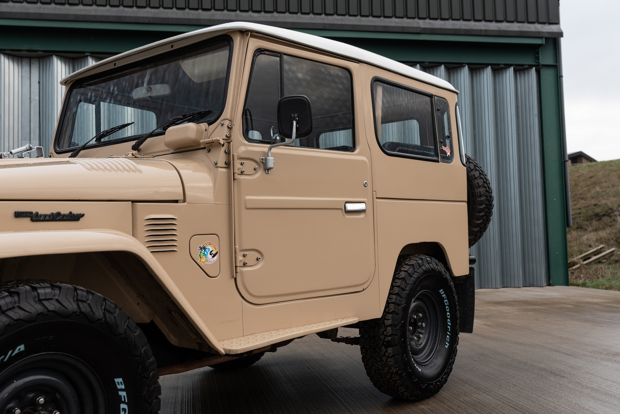 1979 TOYOTA FJ40 LAND CRUISER