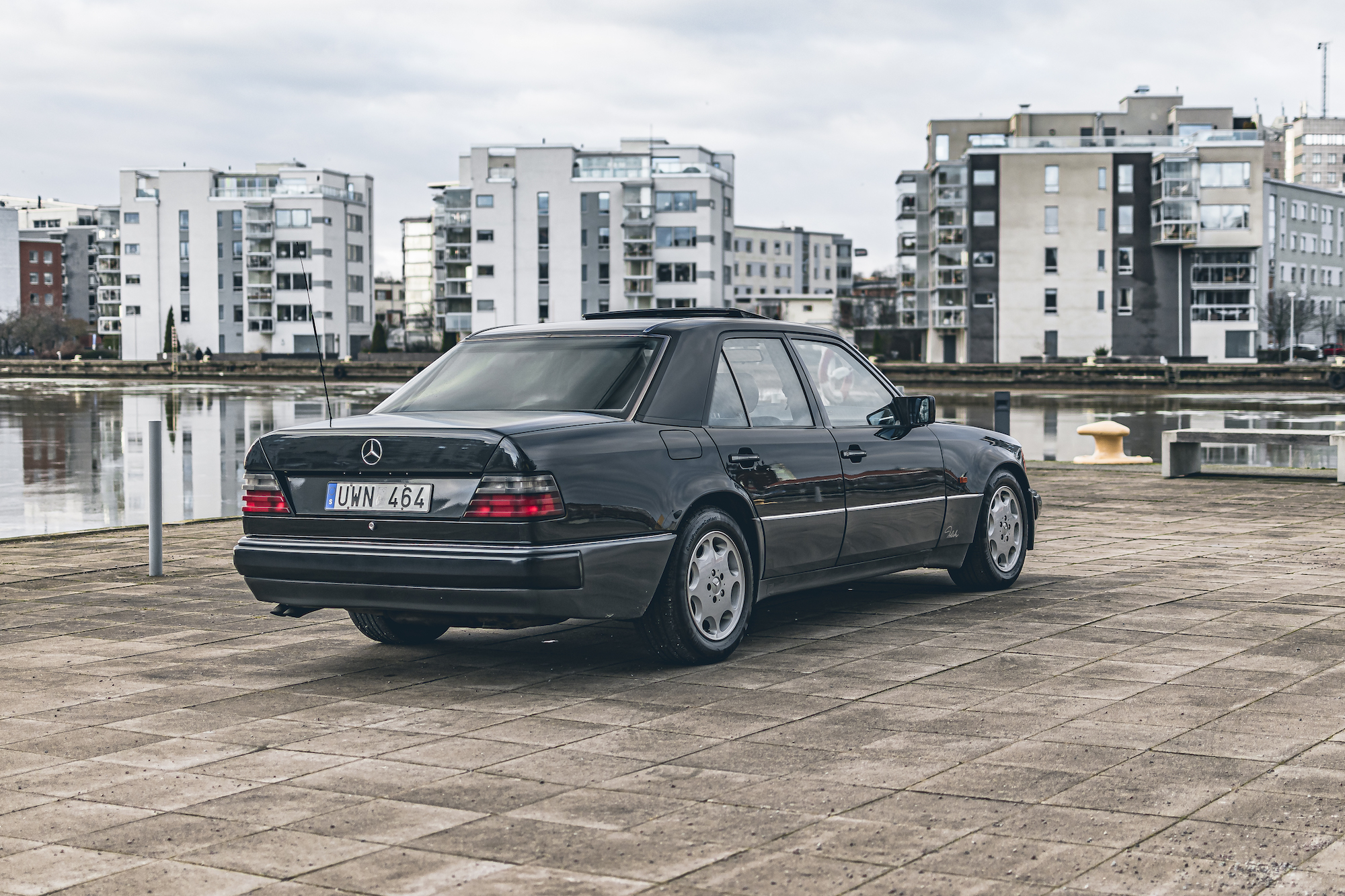 1992 MERCEDES-BENZ (W124) 500E