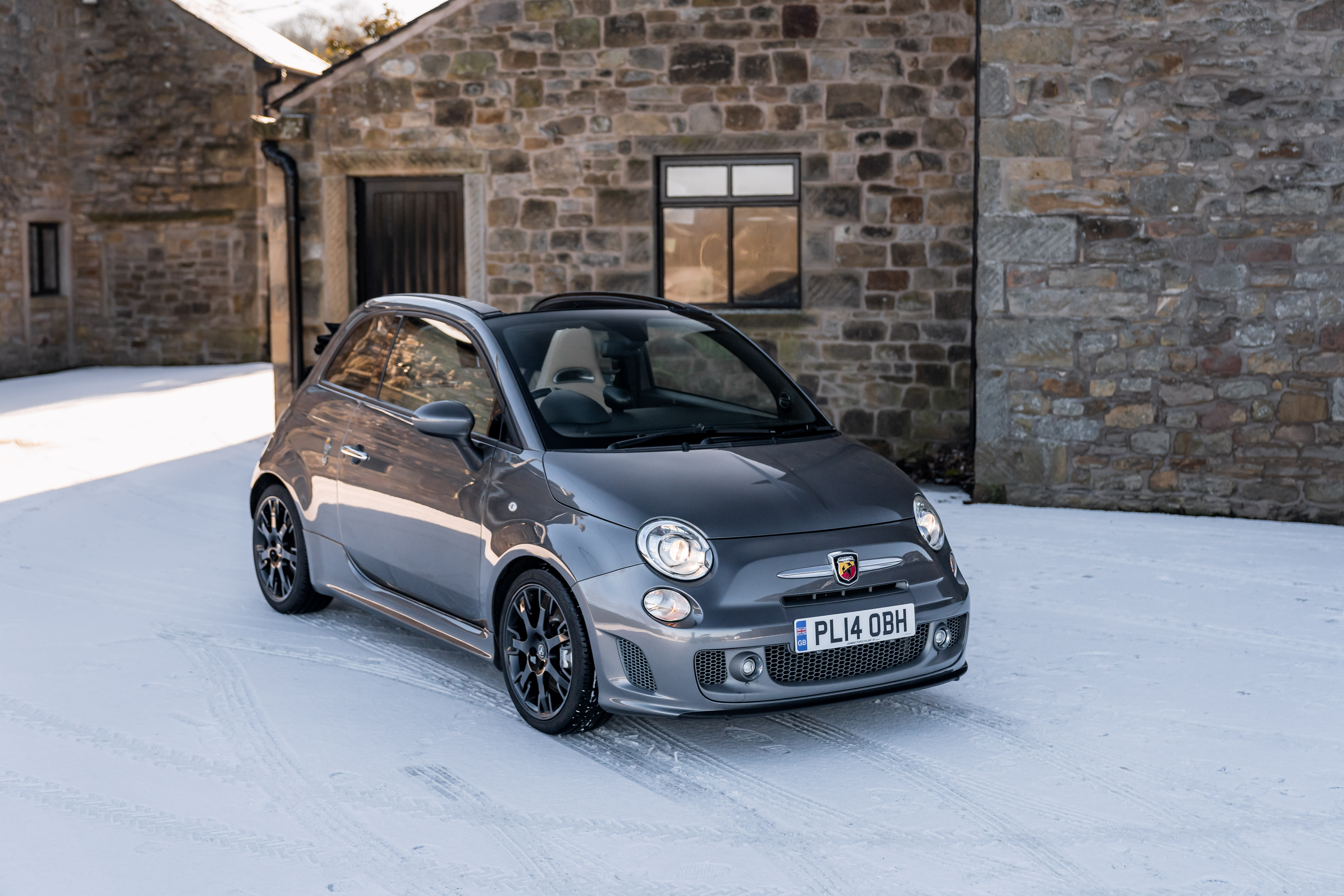 2014 ABARTH 695 EDIZIONE MASERATI
