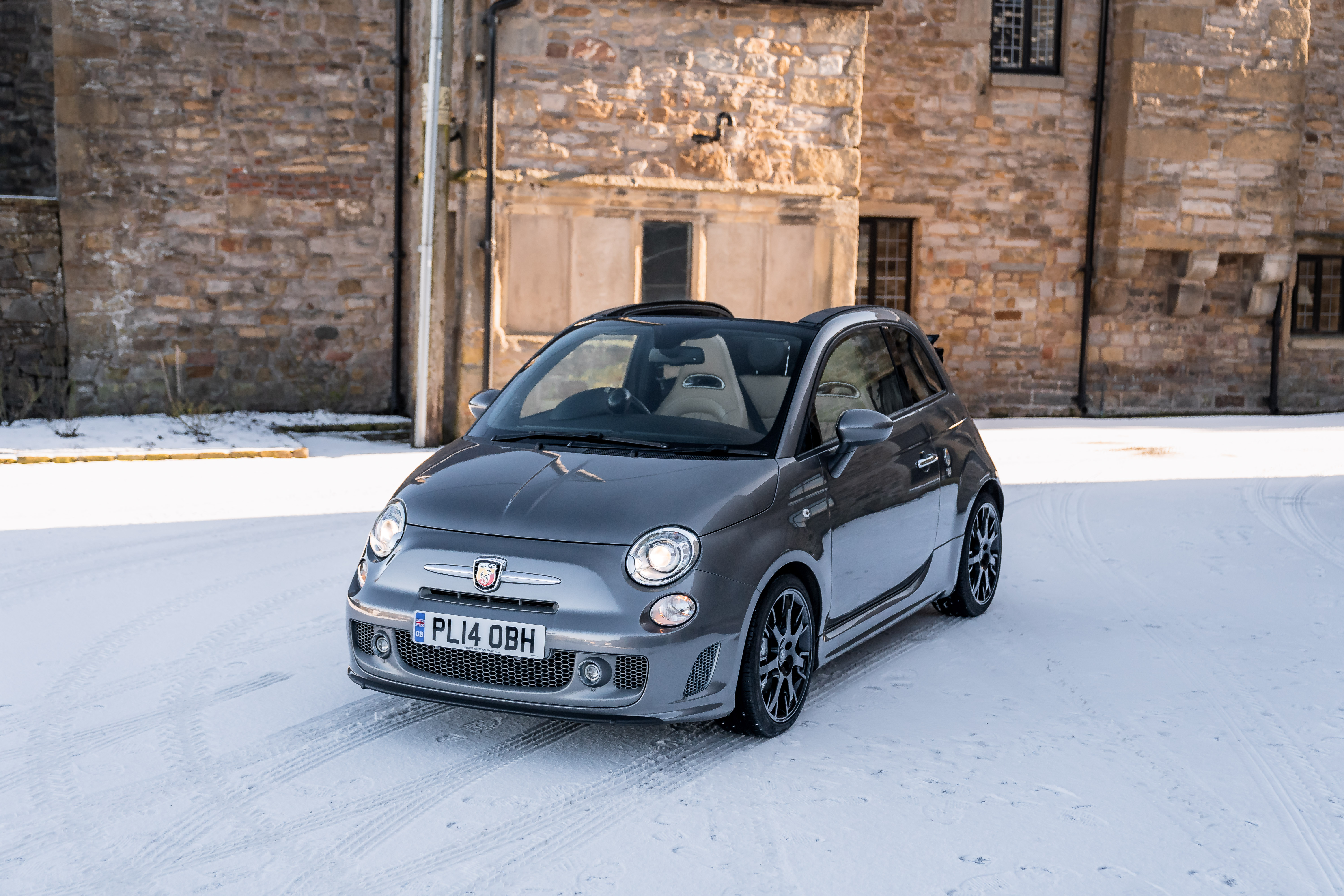 2014 ABARTH 695 EDIZIONE MASERATI