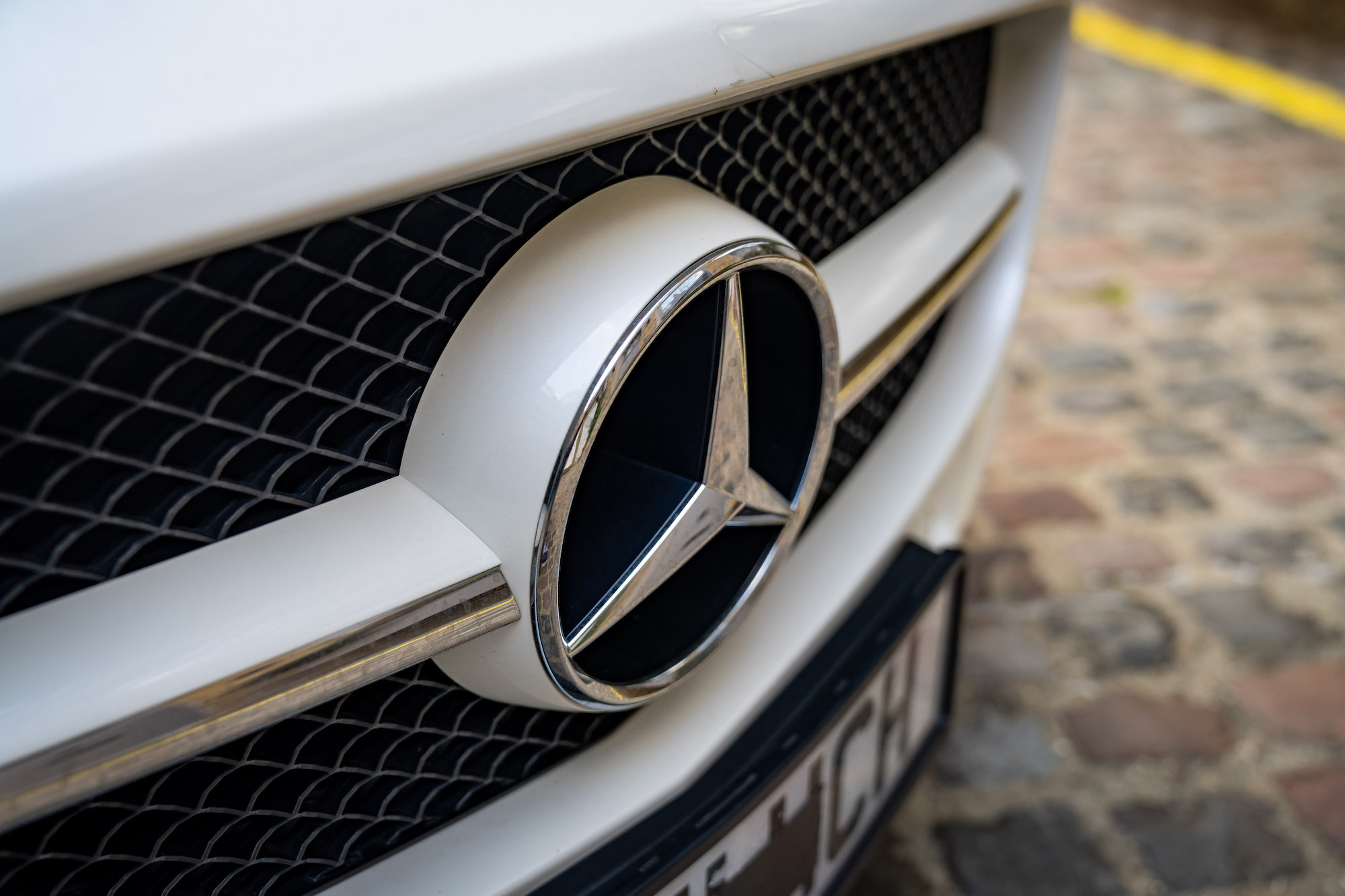 2011 MERCEDES-BENZ SLS AMG - 5,500 MILES for sale by auction in London ...