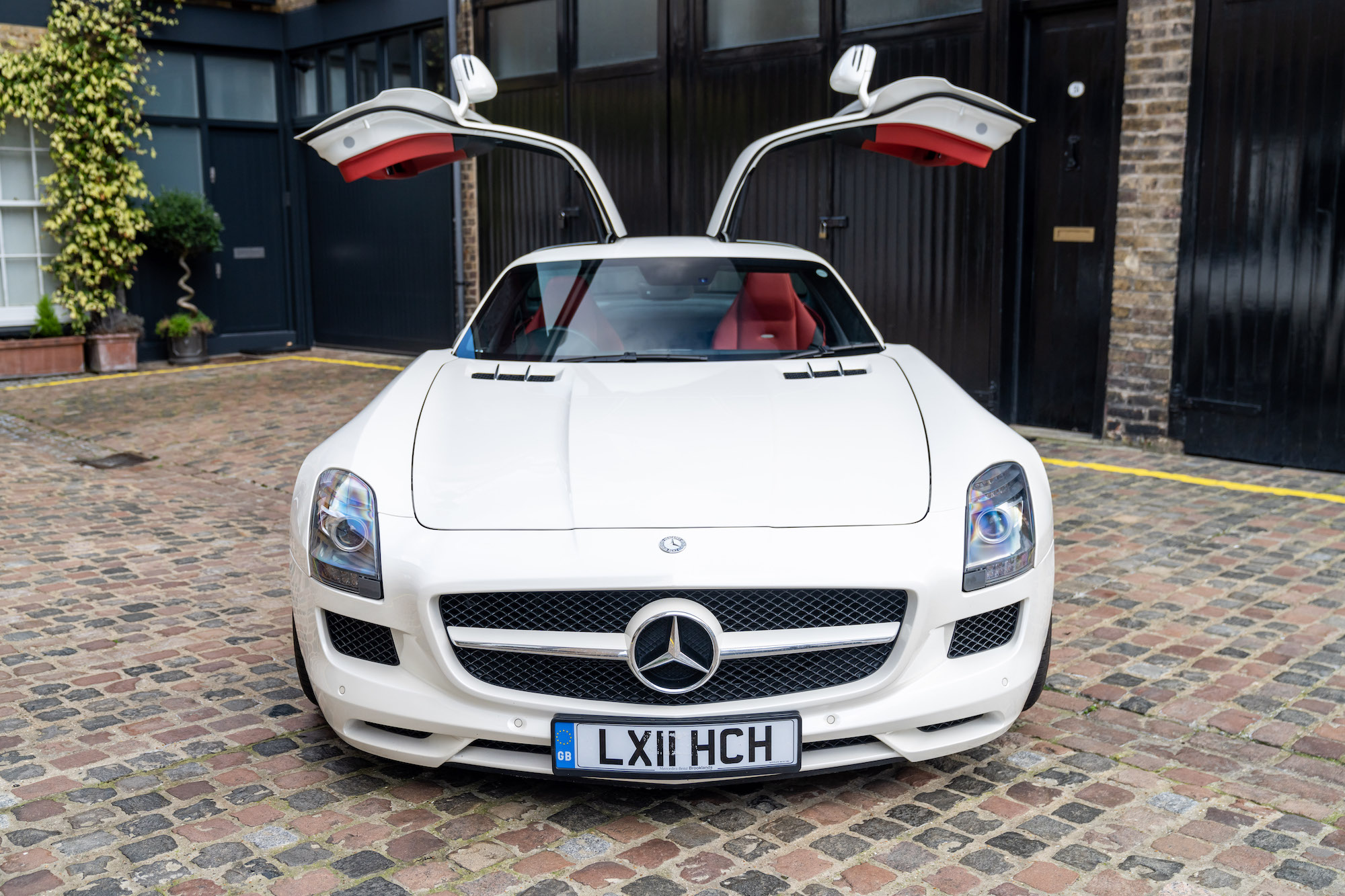 2011 MERCEDES-BENZ SLS AMG - 5,500 MILES for sale by auction in London ...