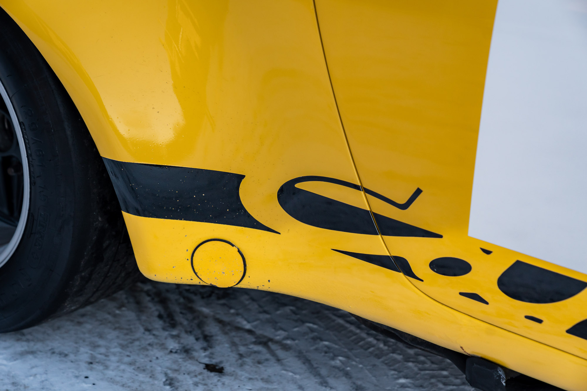 1975 Porsche 911 MFI - RSR IROC REPLICA