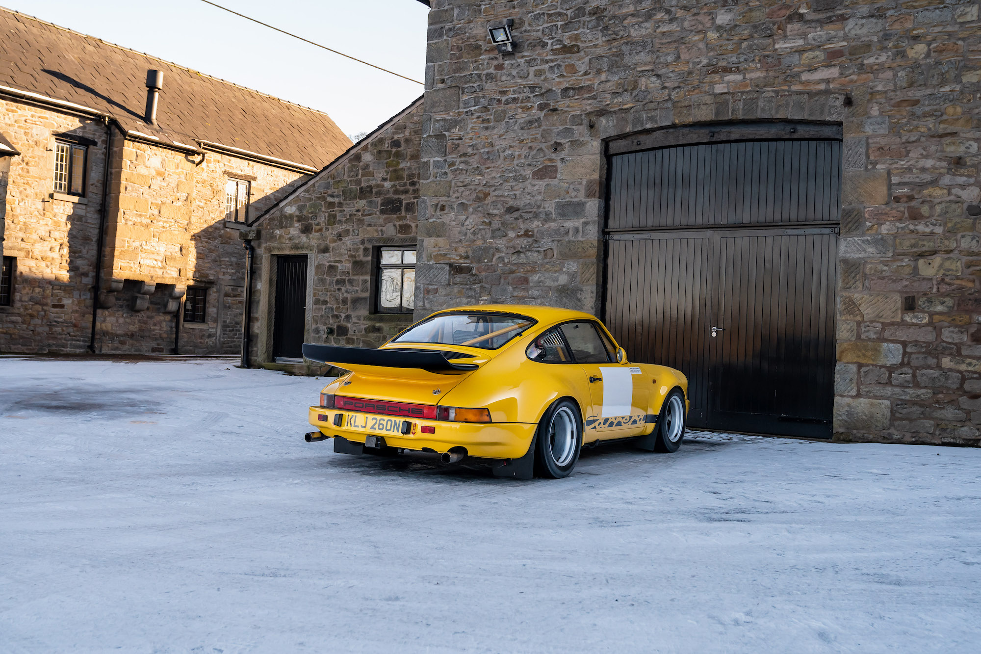 1975 Porsche 911 MFI - RSR IROC REPLICA
