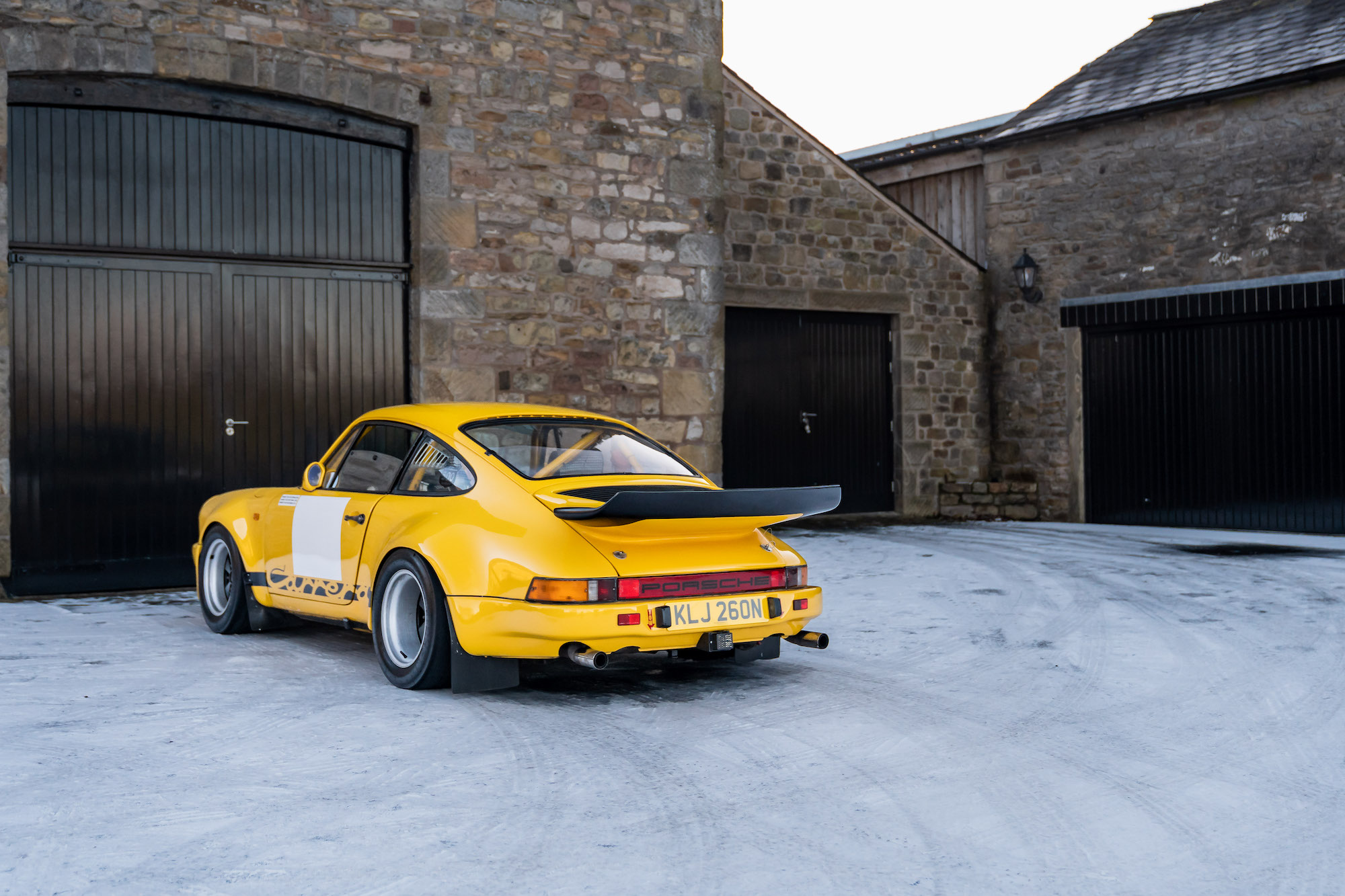 1975 Porsche 911 MFI - RSR IROC REPLICA