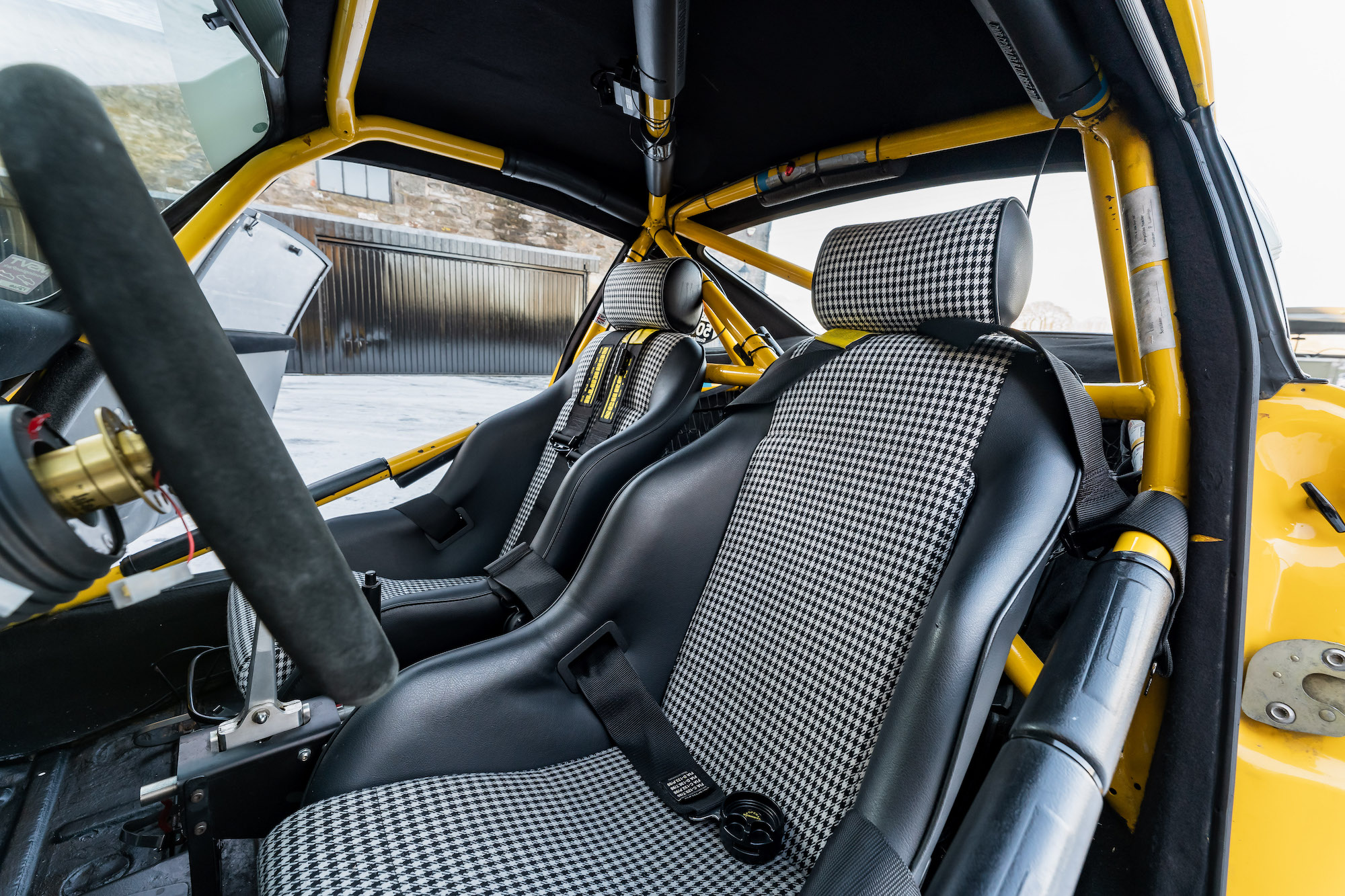 1975 Porsche 911 MFI - RSR IROC REPLICA