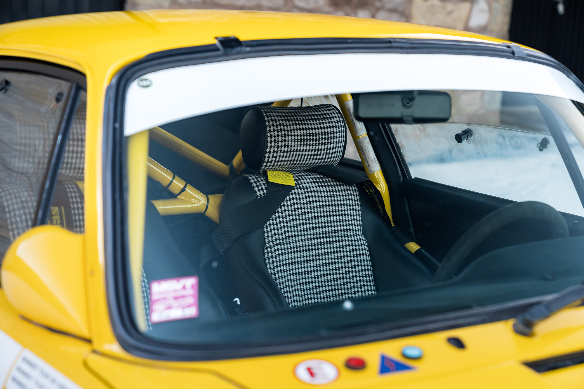 1975 Porsche 911 MFI - RSR IROC REPLICA