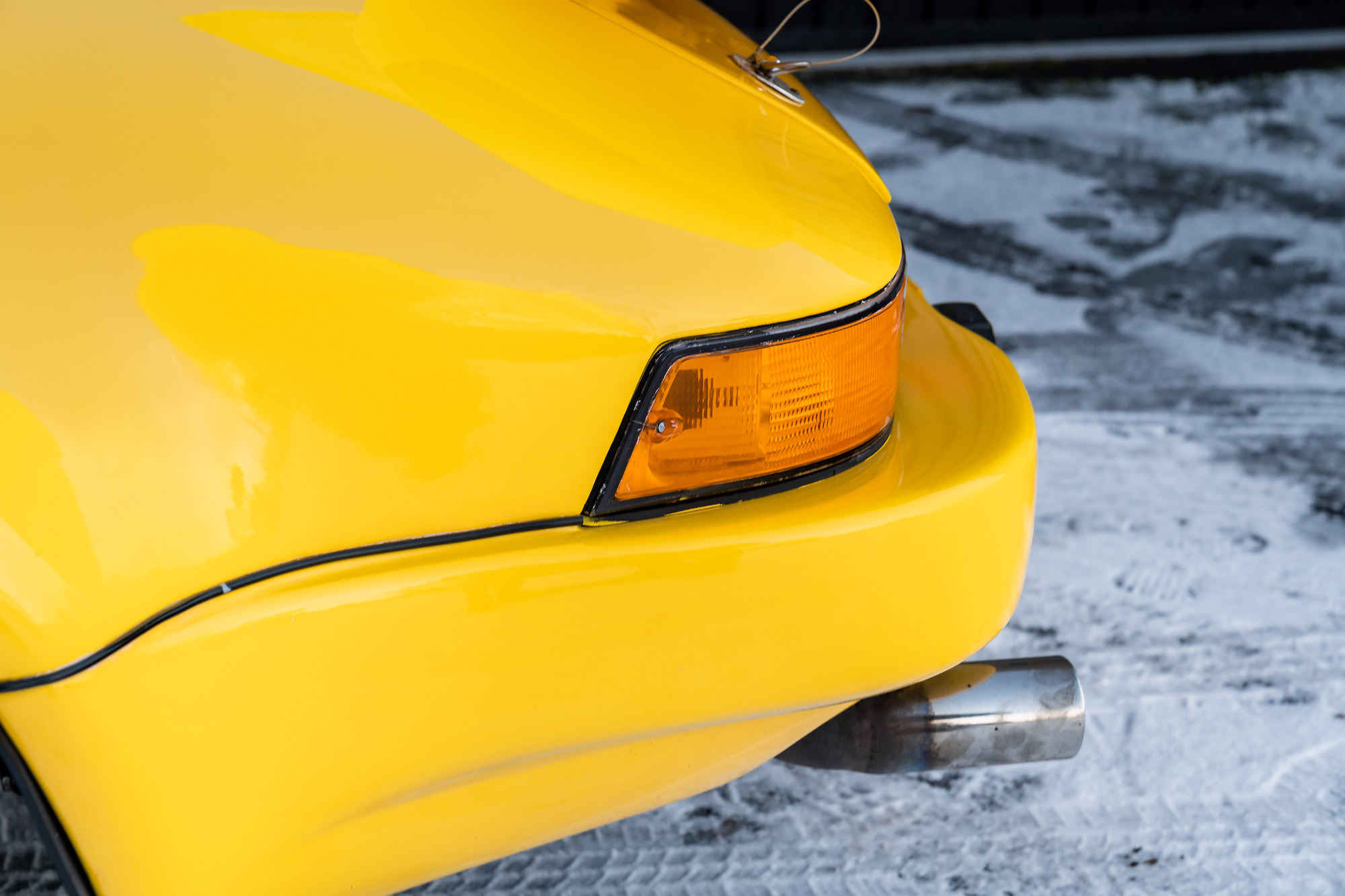 1975 Porsche 911 MFI - RSR IROC REPLICA
