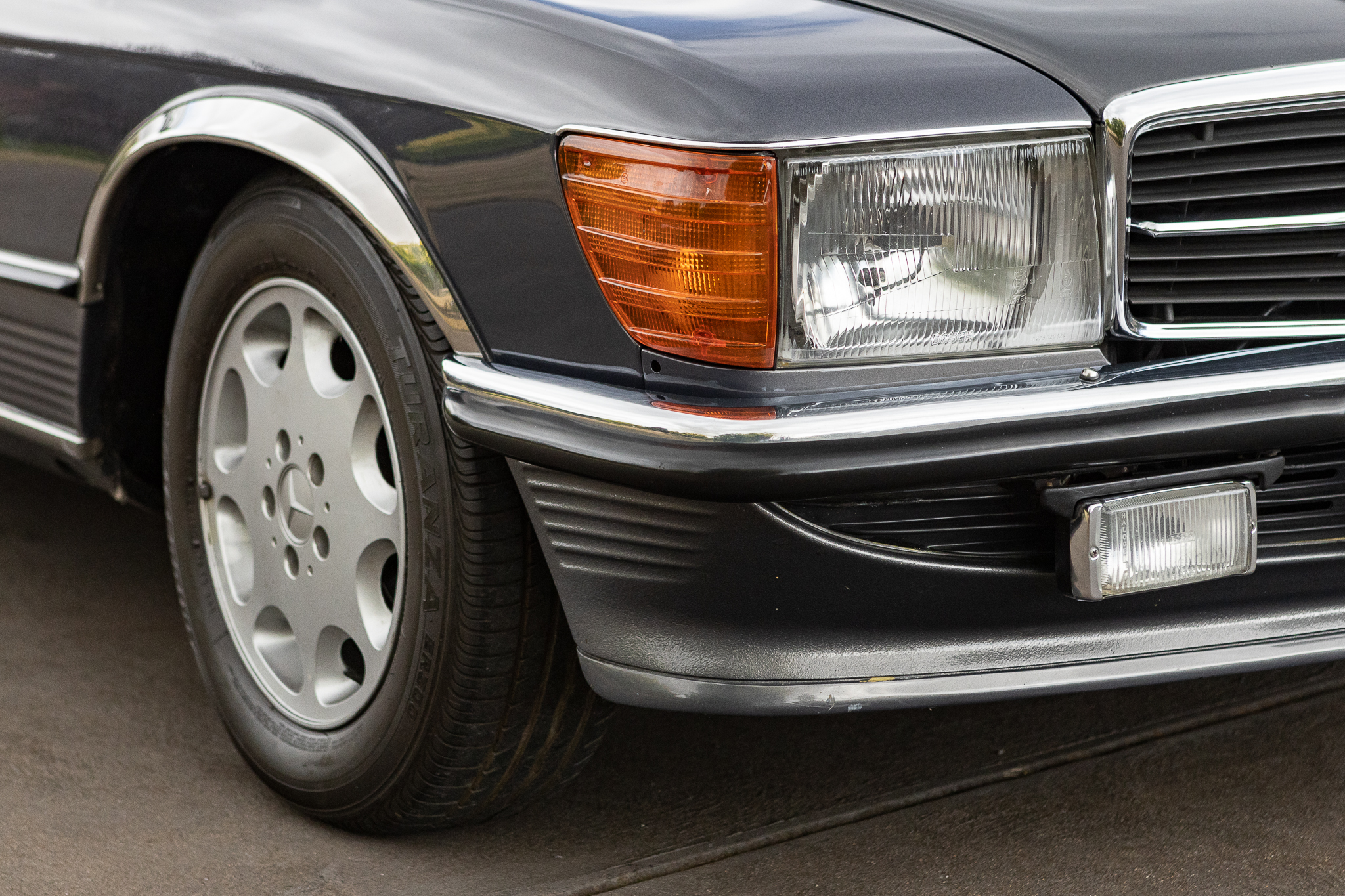 1981 MERCEDES-BENZ (R107) 380 SLC