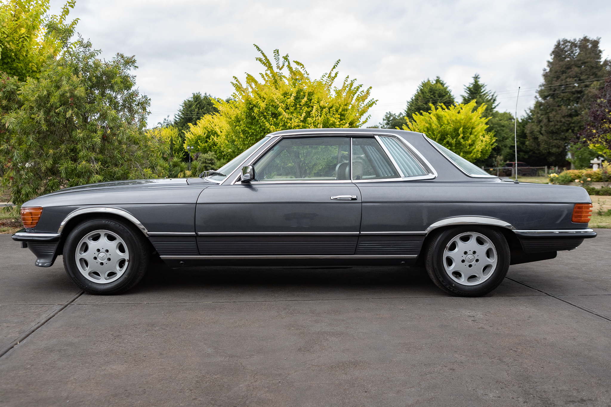 1981 MERCEDES-BENZ (R107) 380 SLC