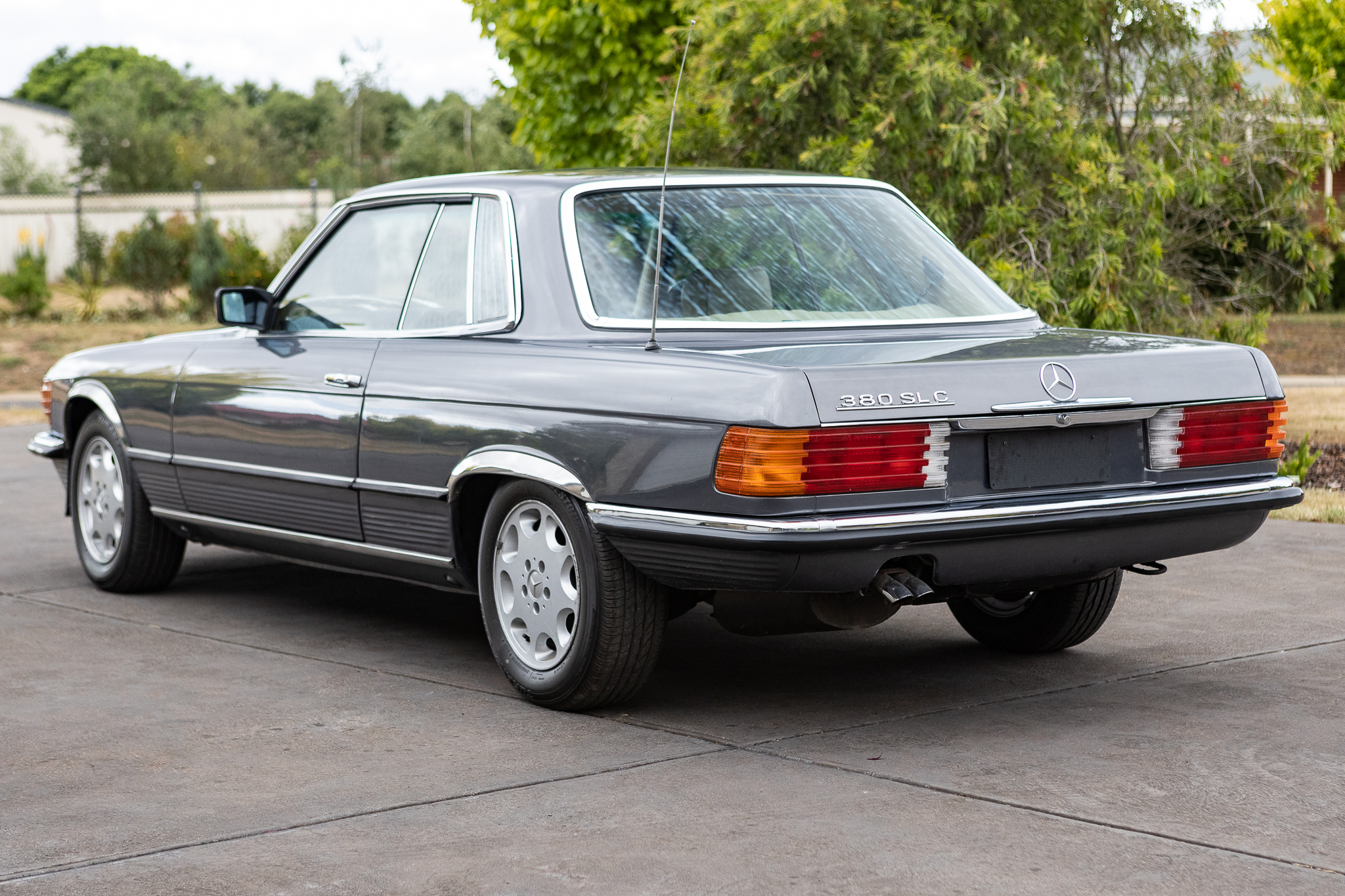 1981 MERCEDES-BENZ (R107) 380 SLC