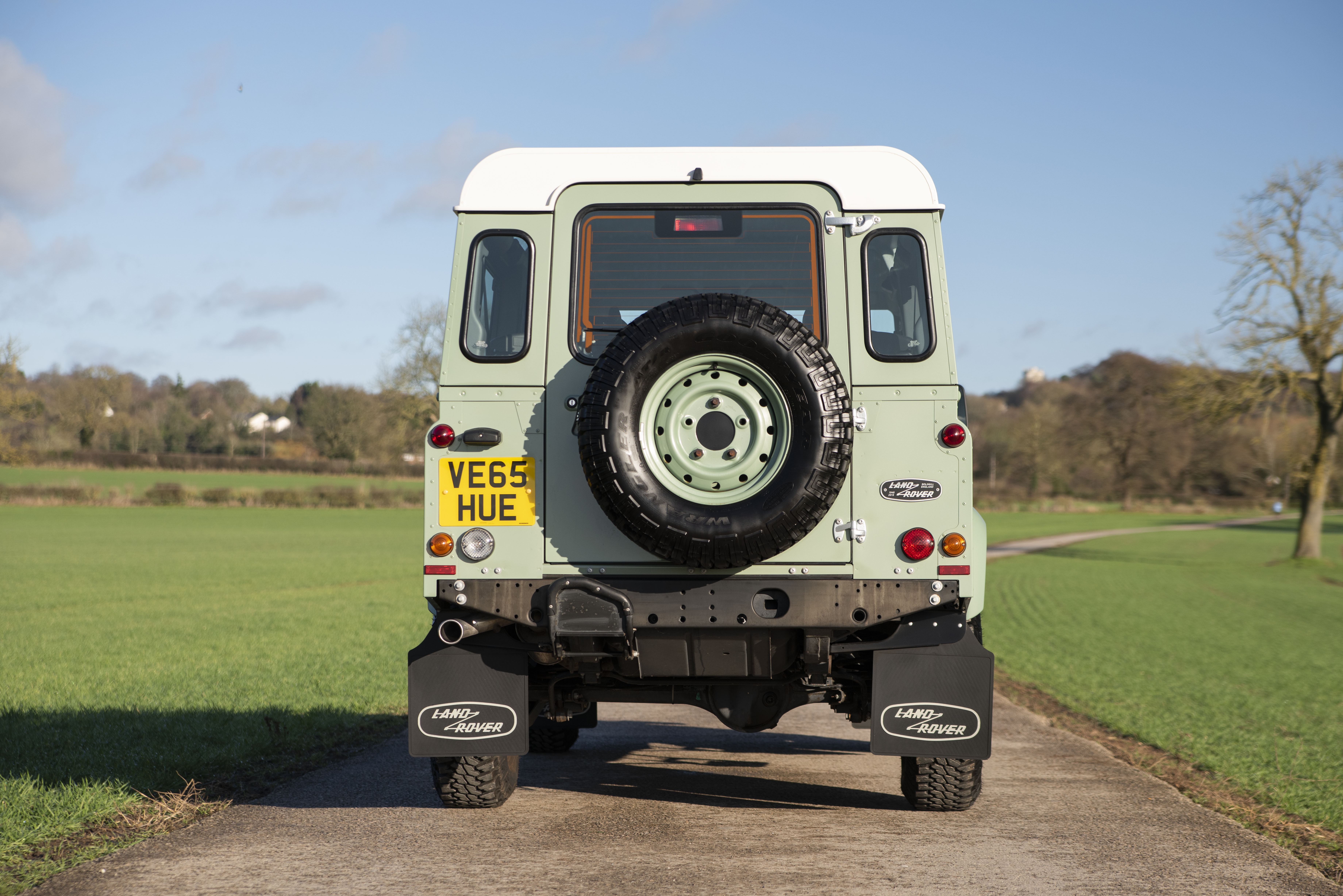 2015 LAND ROVER DEFENDER 110 HERITAGE - 1,521 MILES
