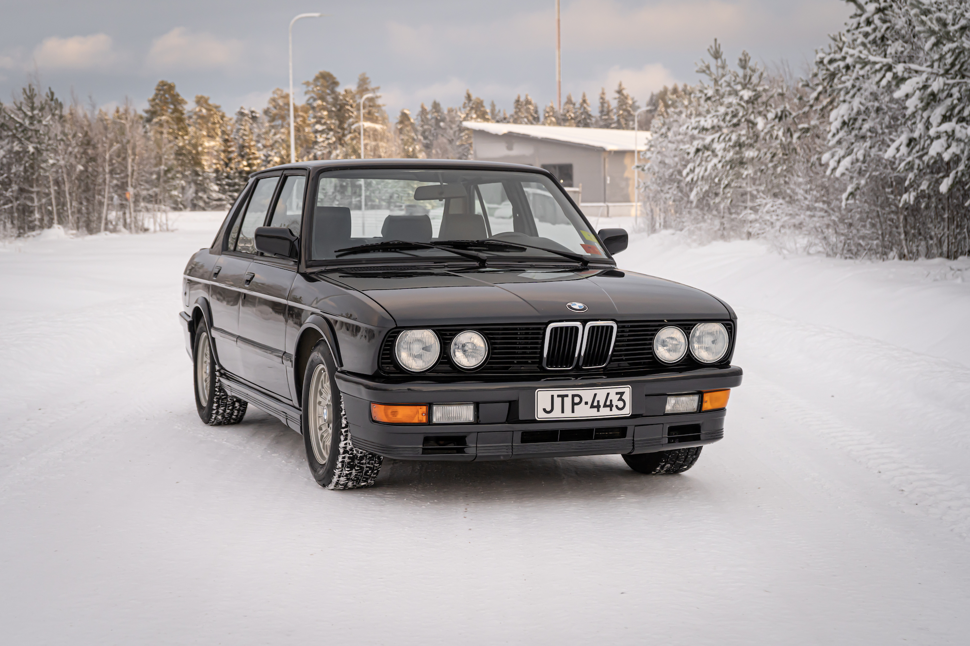 1986 BMW (E28) M535I