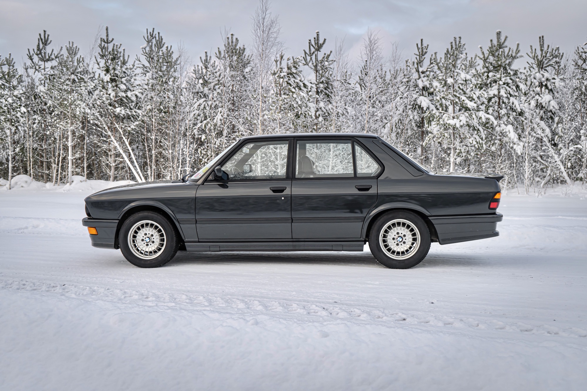 1986 BMW (E28) M535I