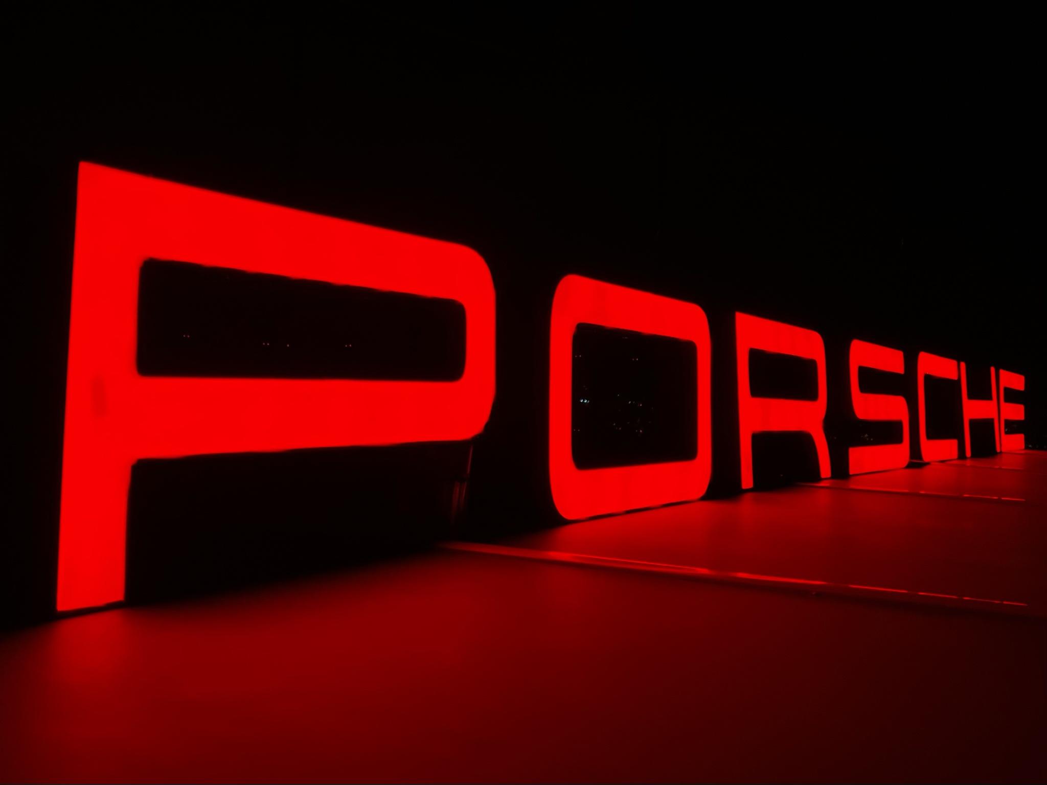PORSCHE ILLUMINATED SIGN