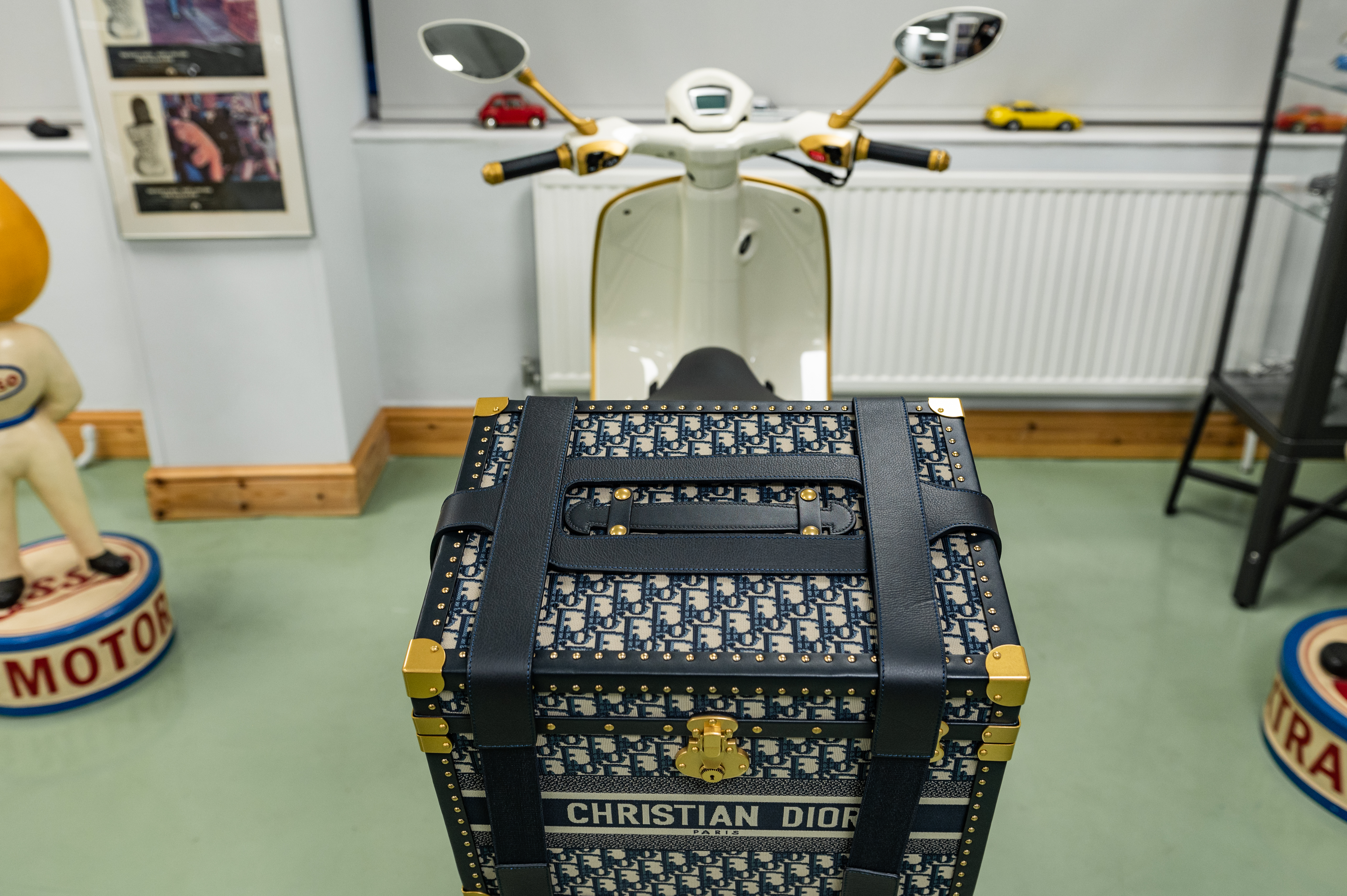 2021 PIAGGIO VESPA 946 - CHRISTIAN DIOR - 0.2 KM