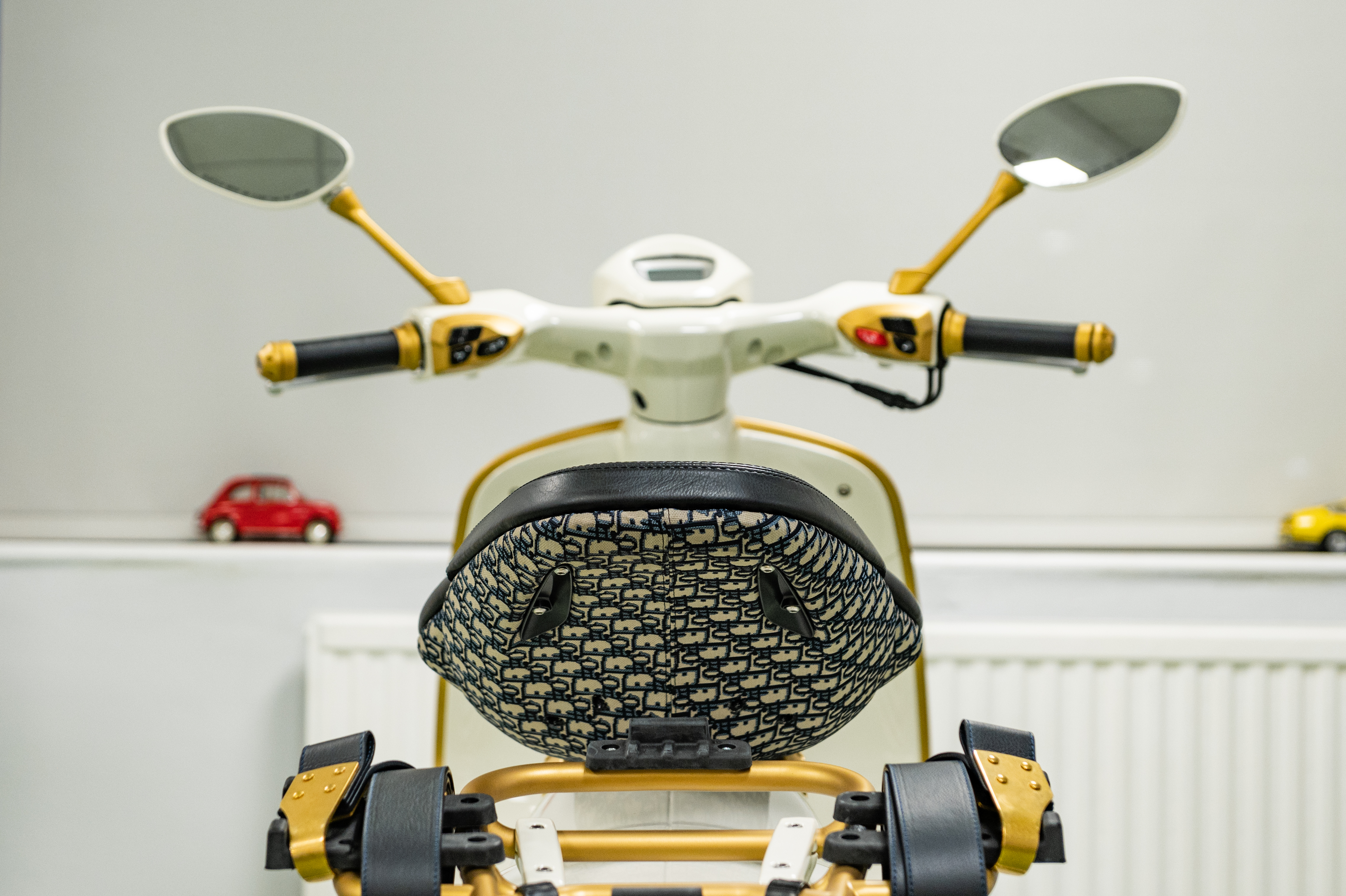 2021 PIAGGIO VESPA 946 - CHRISTIAN DIOR - 0.2 KM