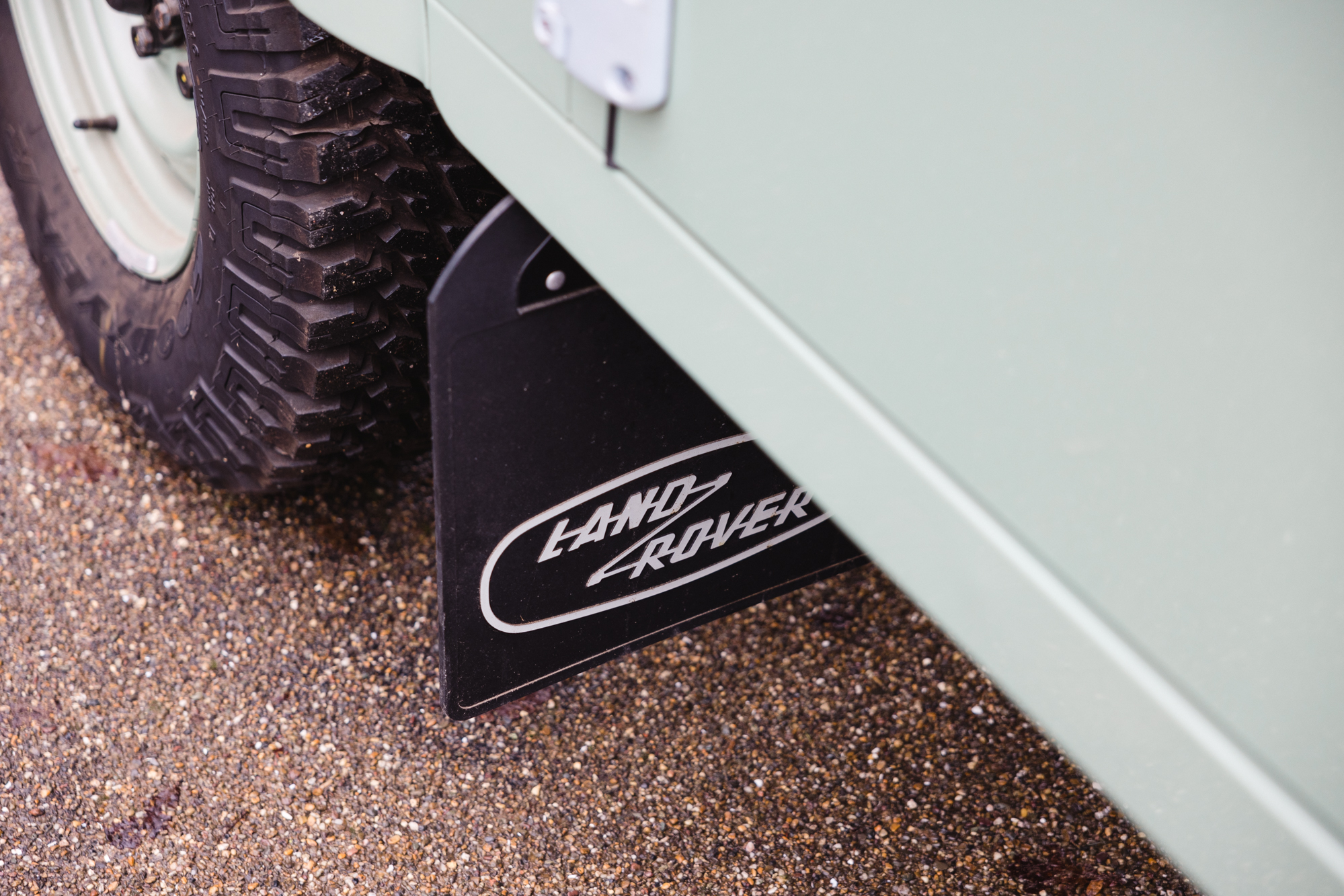 2015 LAND ROVER DEFENDER 90 HERITAGE - 18 MILES
