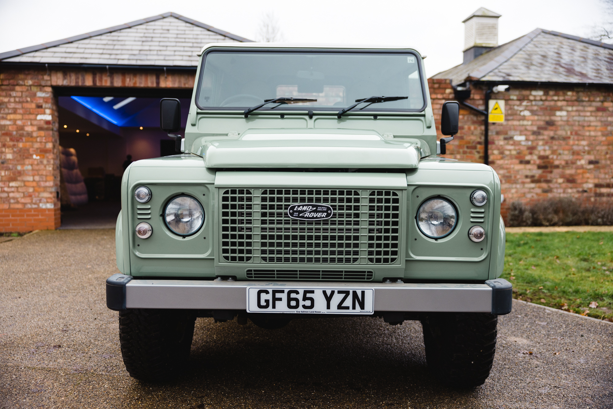 2015 LAND ROVER DEFENDER 90 HERITAGE - 18 MILES