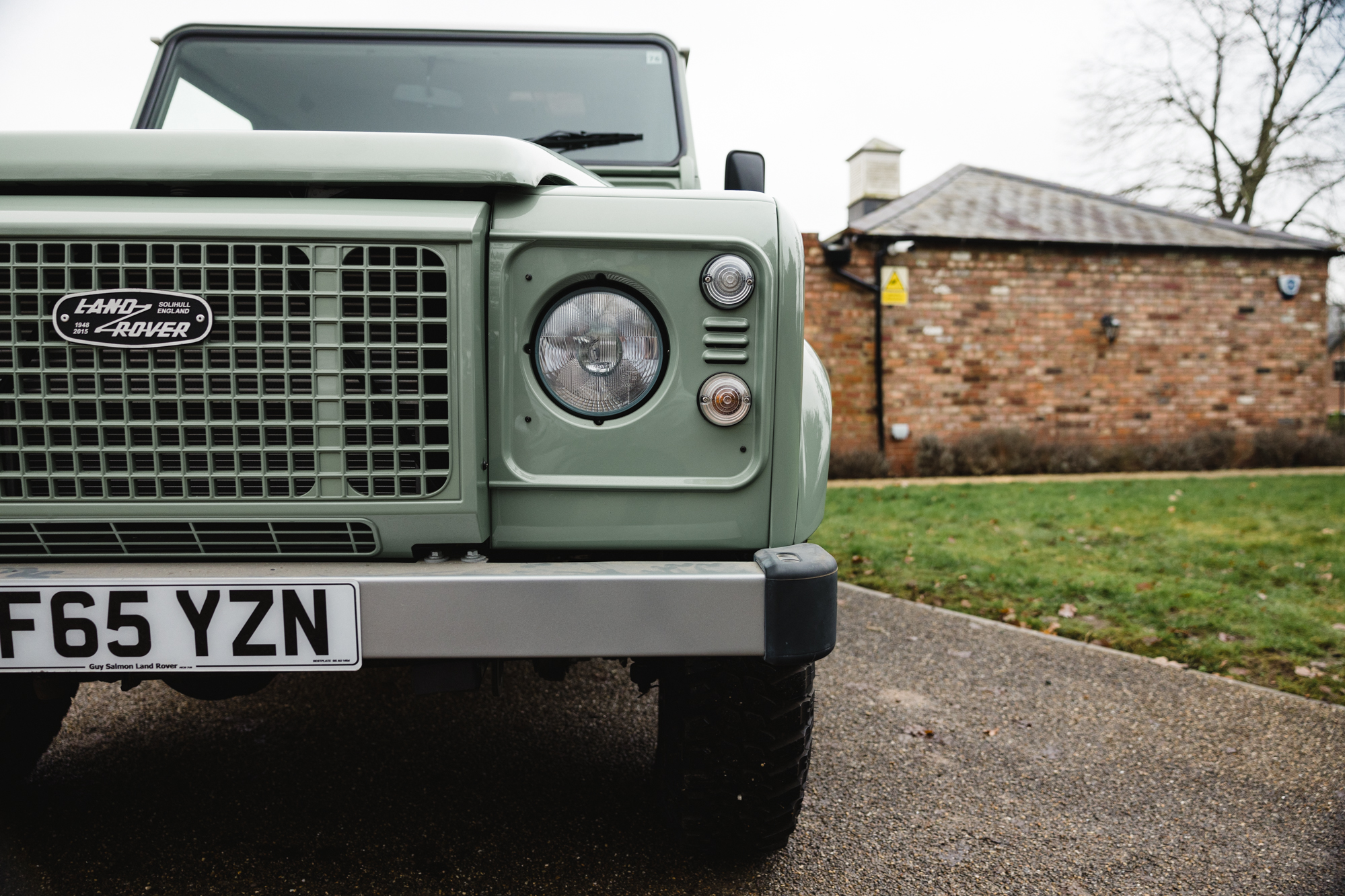2015 LAND ROVER DEFENDER 90 HERITAGE - 18 MILES