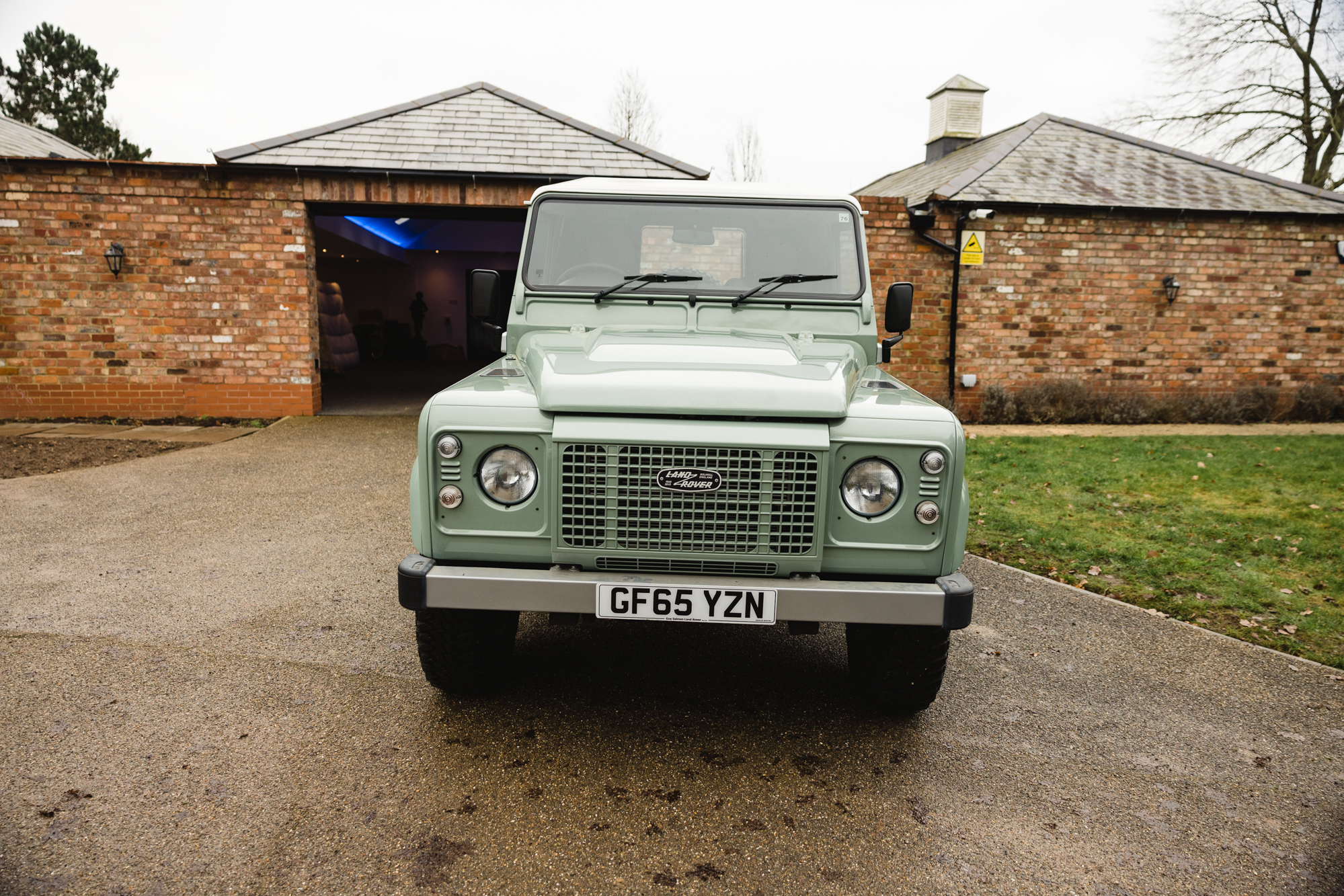 2015 LAND ROVER DEFENDER 90 HERITAGE - 18 MILES