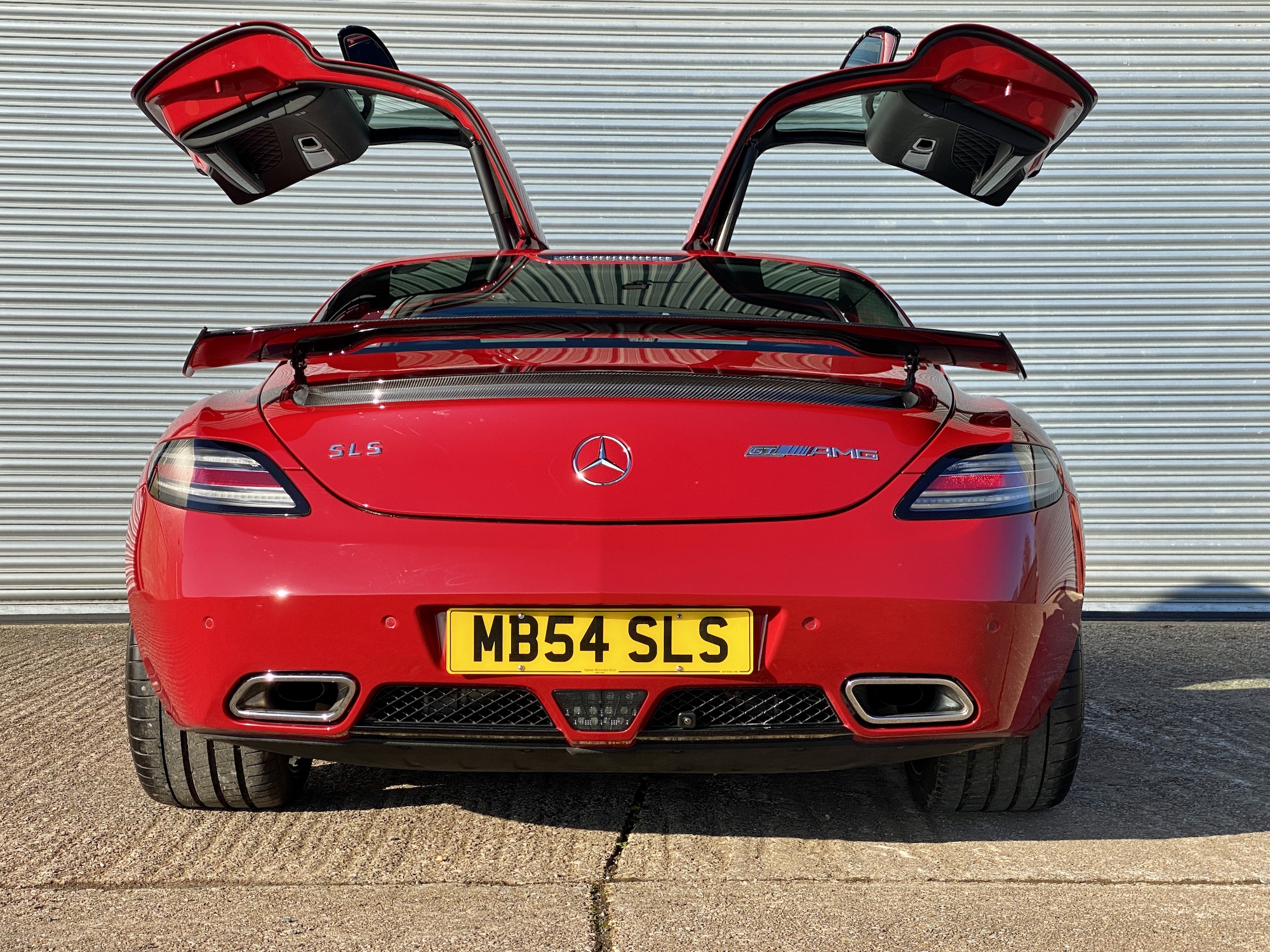 2014 MERCEDES-BENZ SLS AMG GT FINAL EDITION - 4,183 MILES