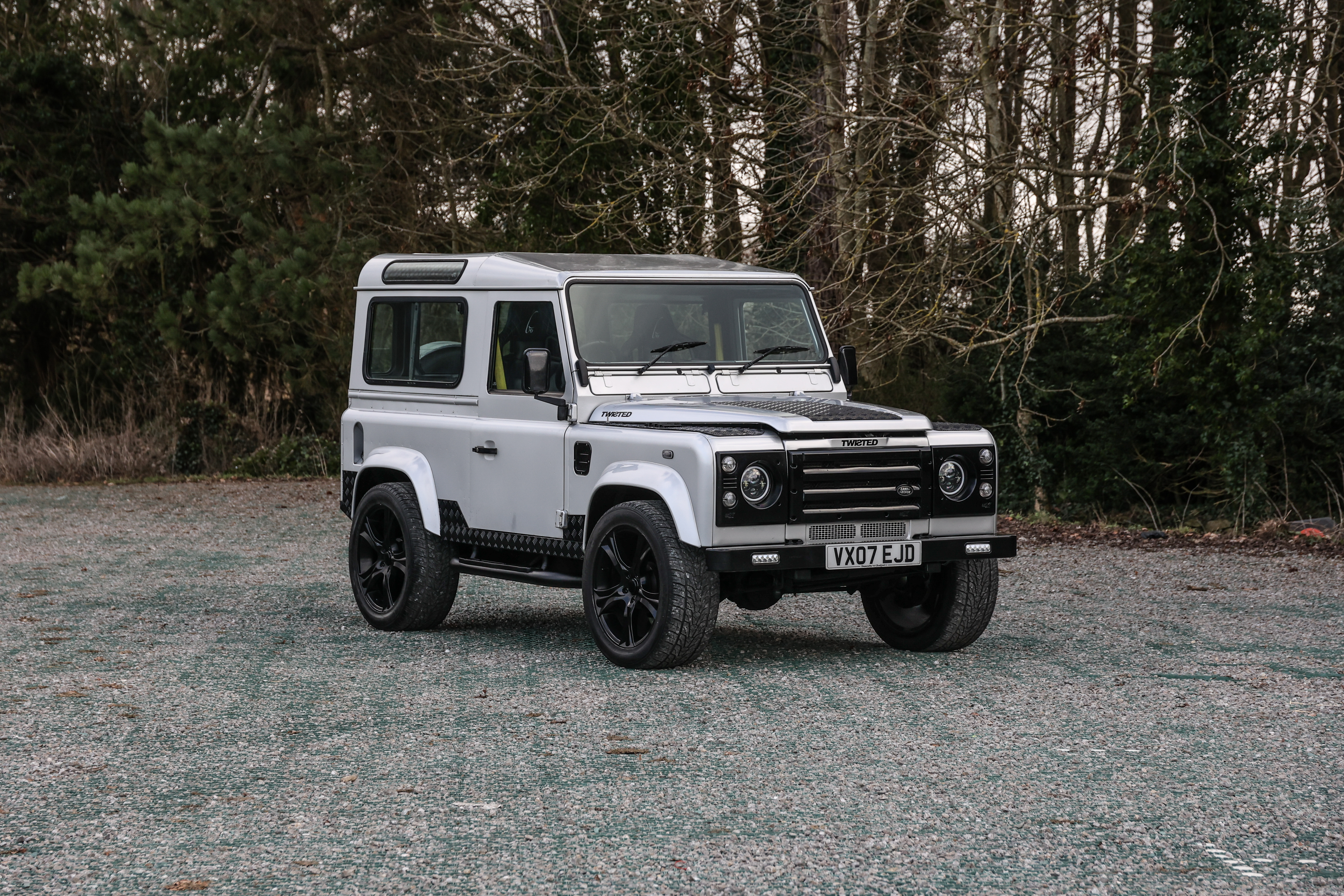 2007 LAND ROVER DEFENDER 90 TD5 STATION WAGON - TWISTED UPGRADES for ...