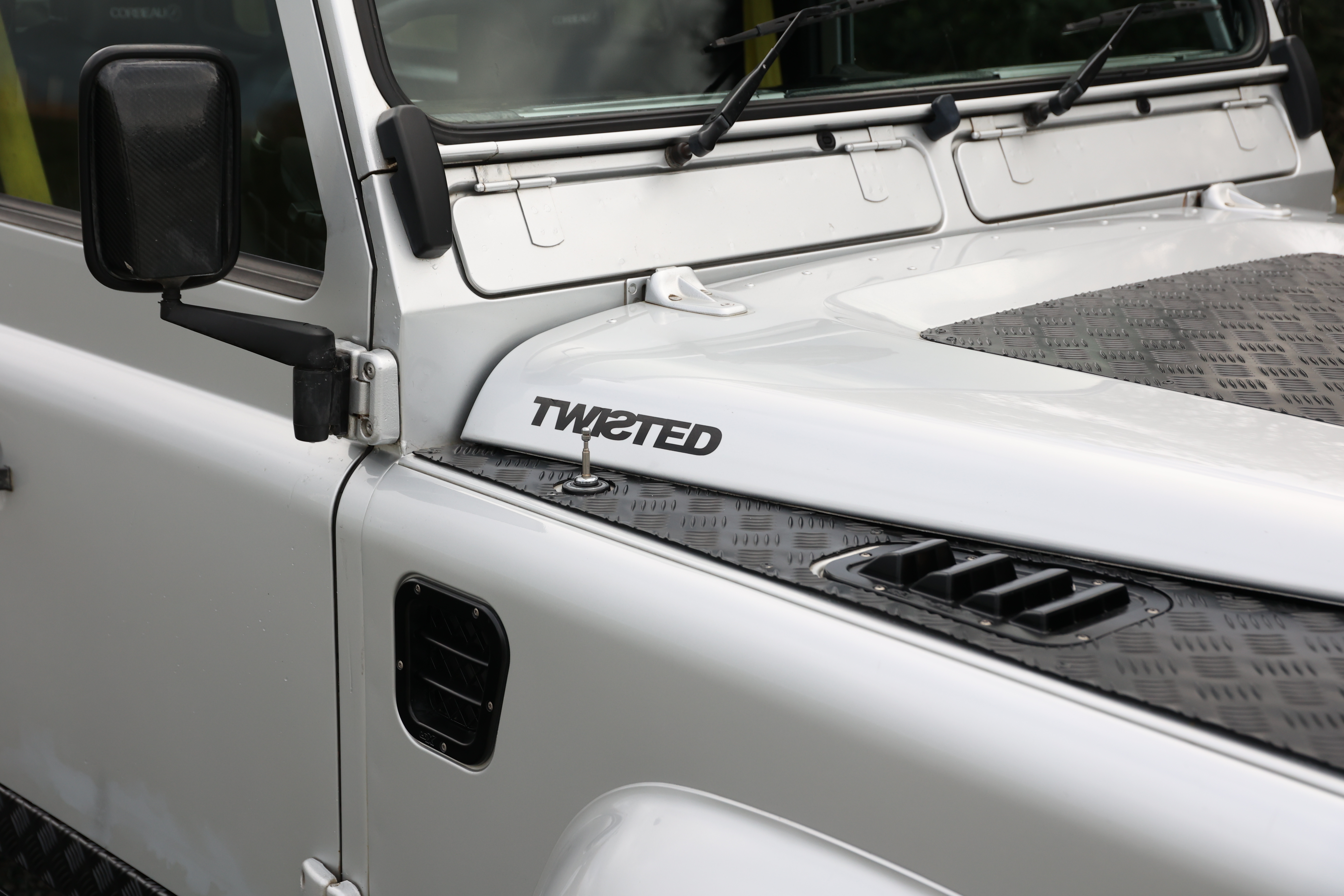 2007 LAND ROVER DEFENDER 90 TD5 STATION WAGON - TWISTED UPGRADES