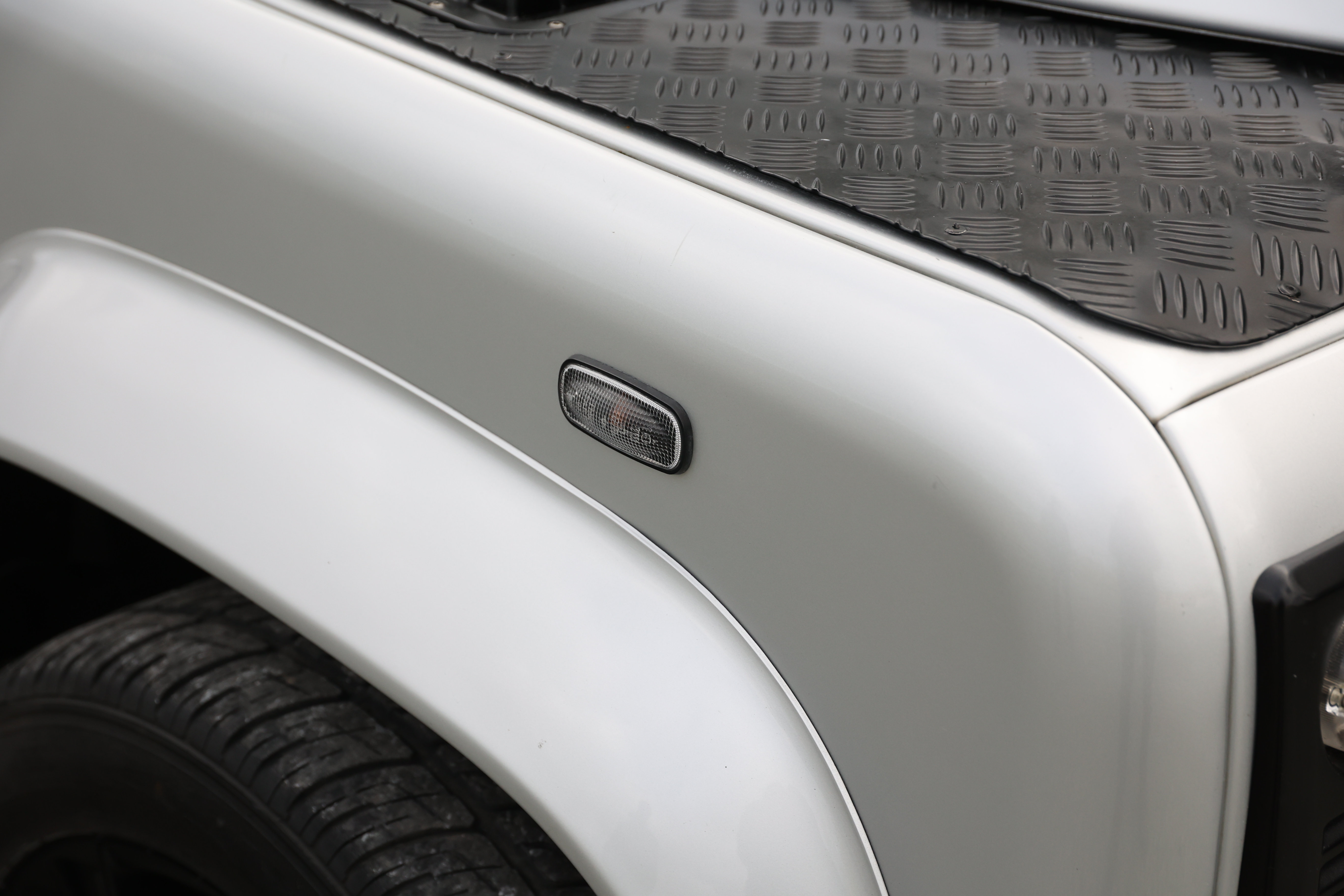 2007 LAND ROVER DEFENDER 90 TD5 STATION WAGON - TWISTED UPGRADES