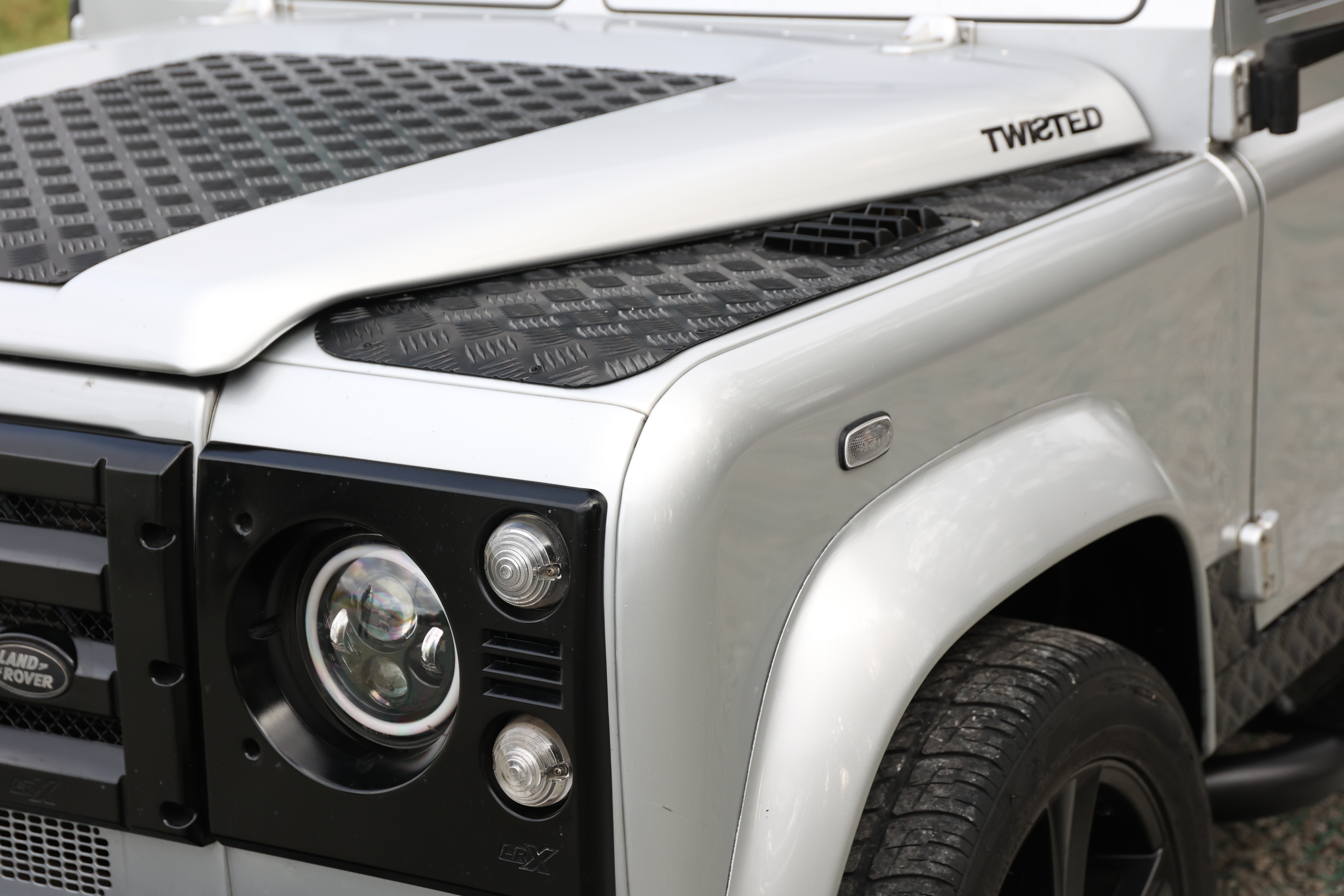 2007 LAND ROVER DEFENDER 90 TD5 STATION WAGON - TWISTED UPGRADES