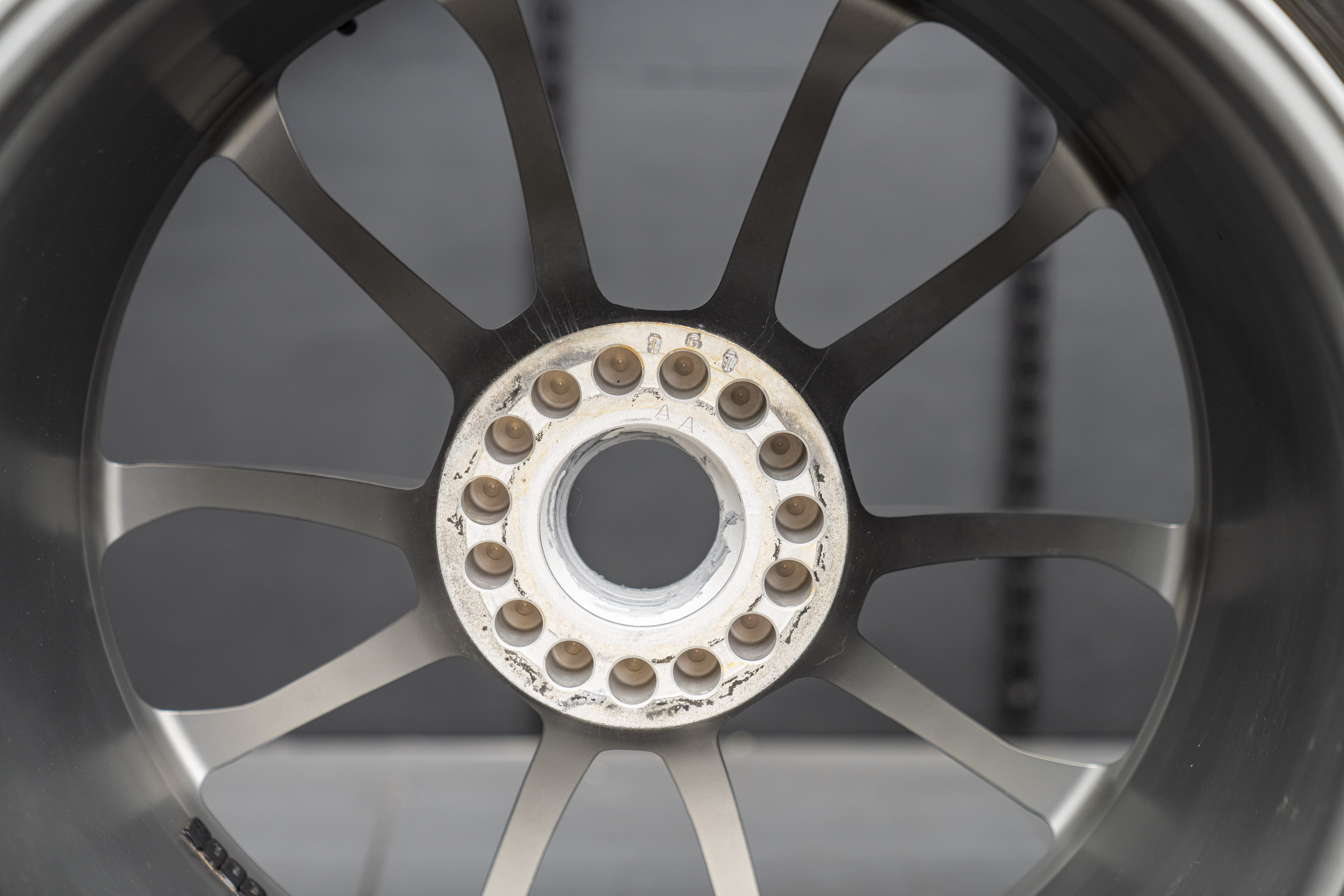 SET OF PORSCHE 911 (991) GT2 RS WHEELS AND TYRES