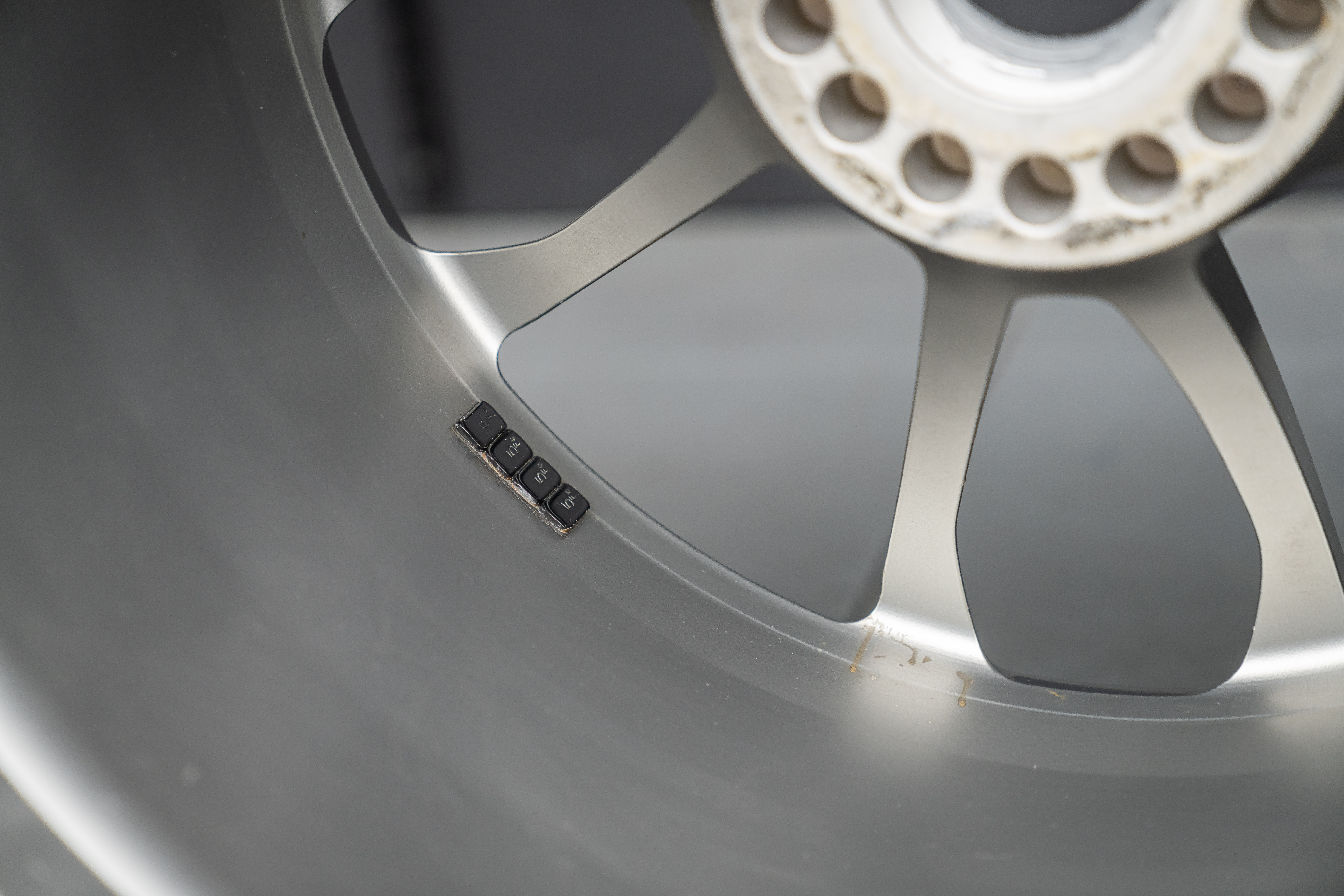 SET OF PORSCHE 911 (991) GT2 RS WHEELS AND TYRES