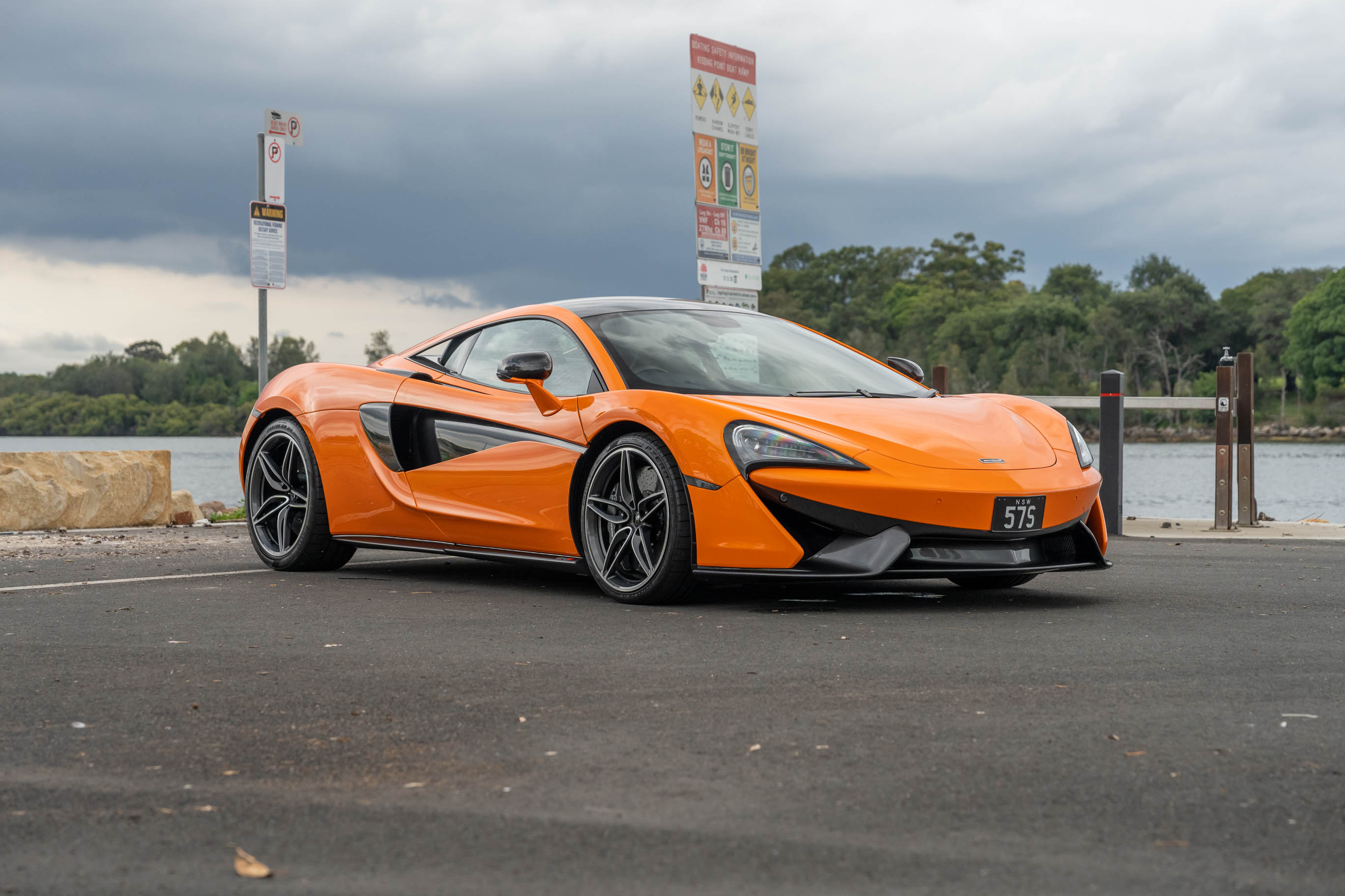 2019 MCLAREN 570S