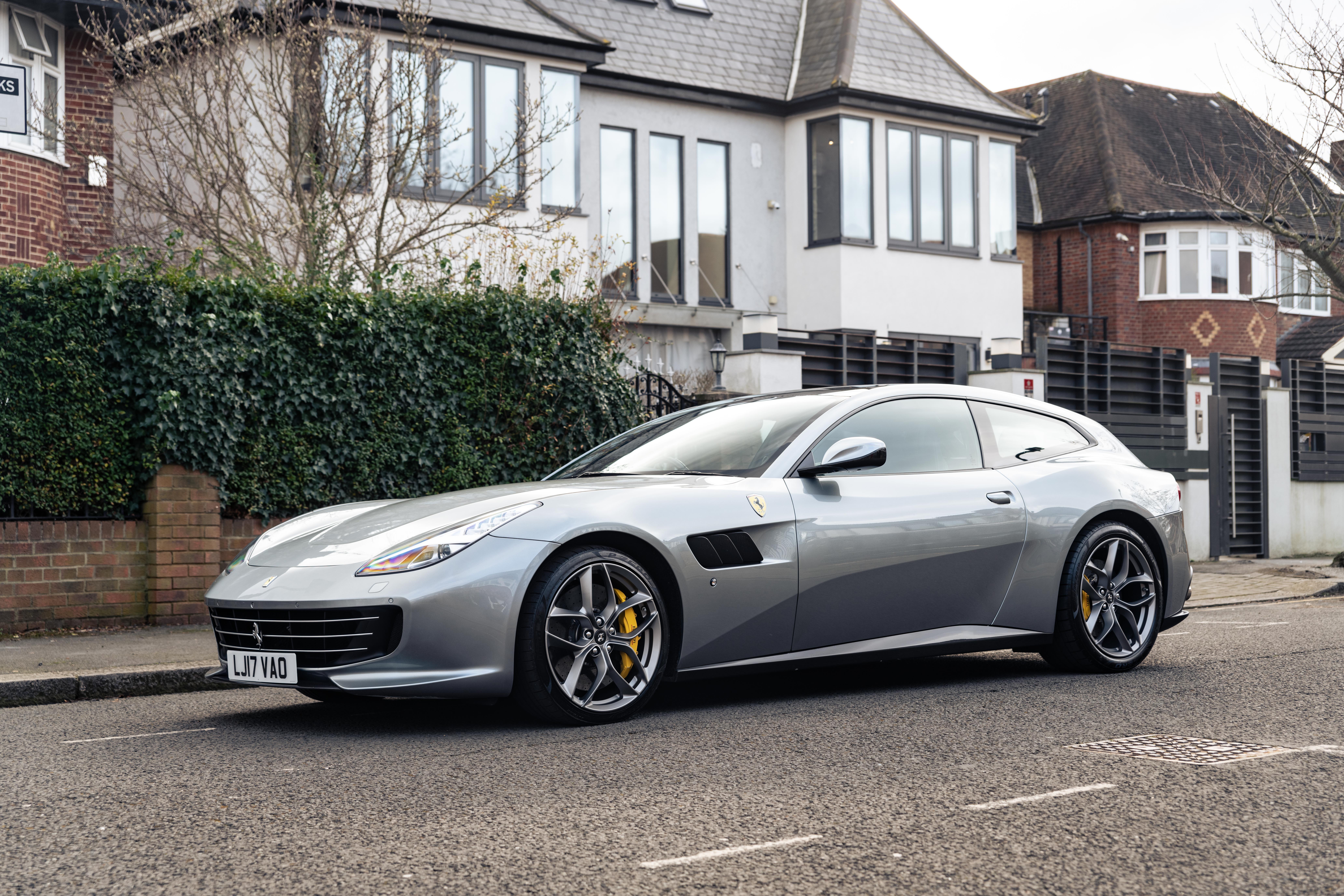 2017 FERRARI GTC4 LUSSO V12