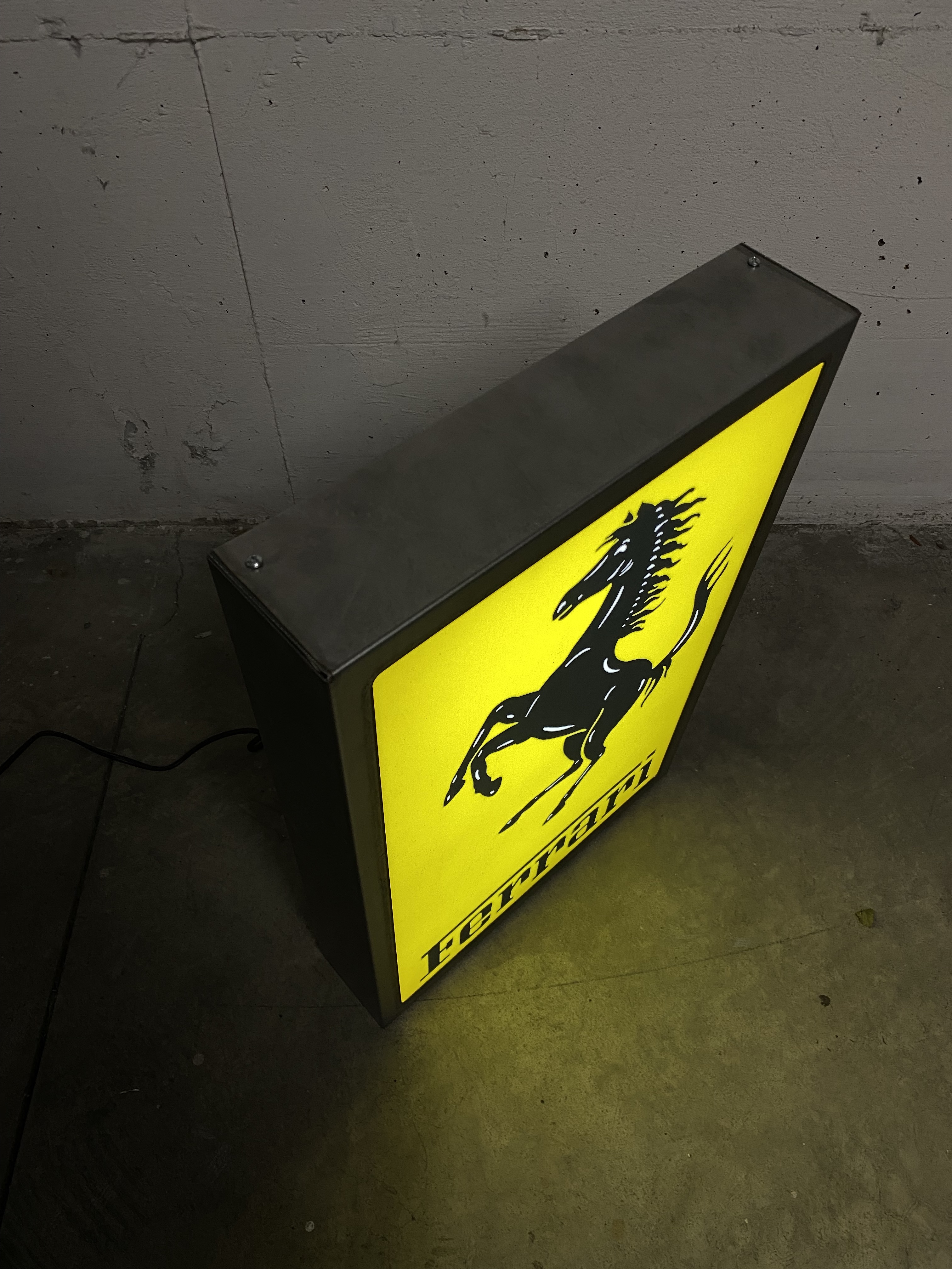 FERRARI ILLUMINATED SIGN for sale by auction in Milano, Italy