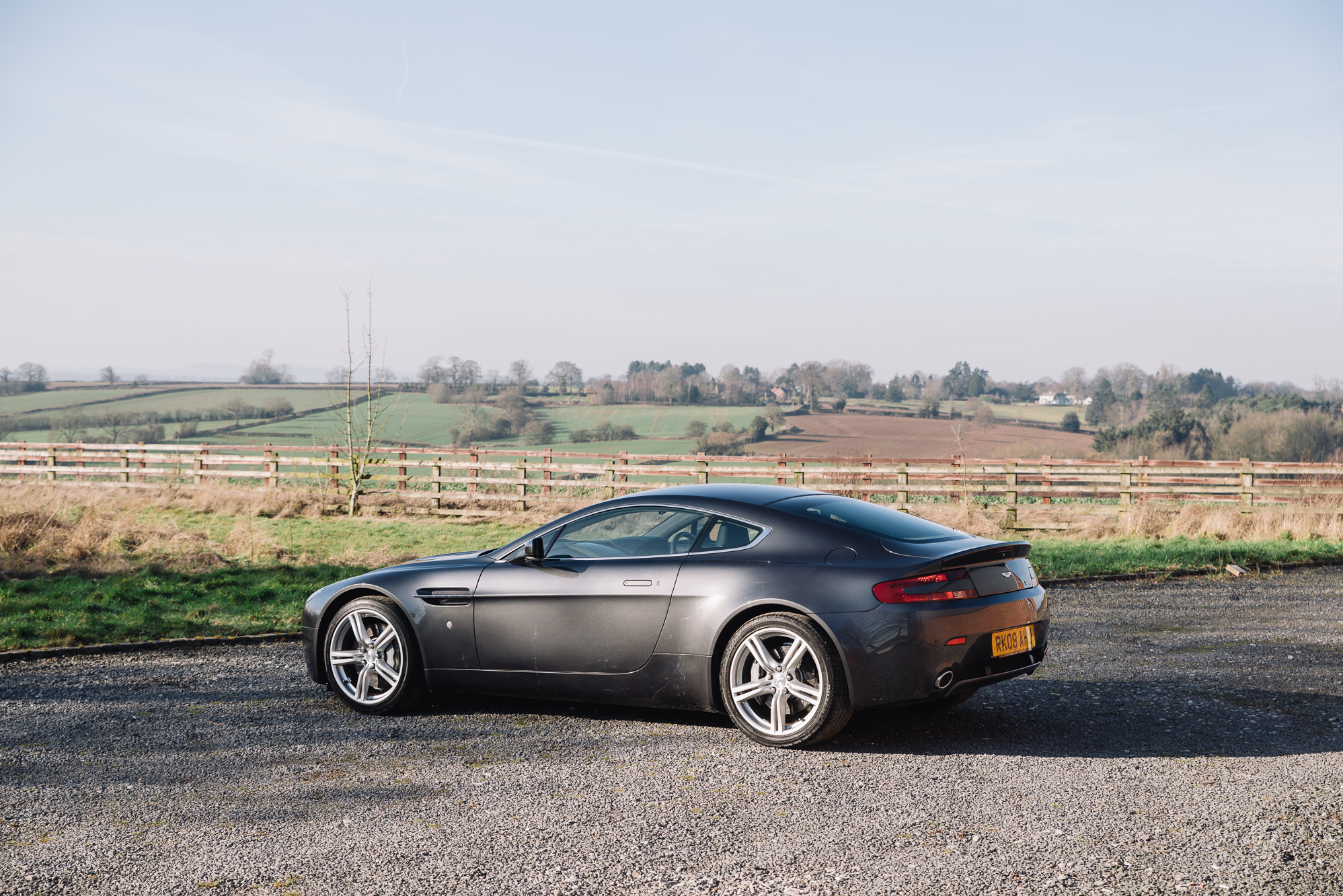2008 ASTON MARTIN V8 VANTAGE - MANUAL